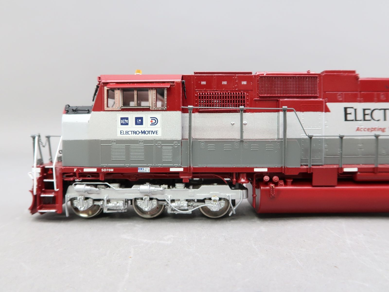 HO Brass Model - OMI 5813.1 EMD Demonstrator SD70M Demo #7001 - F/P ...