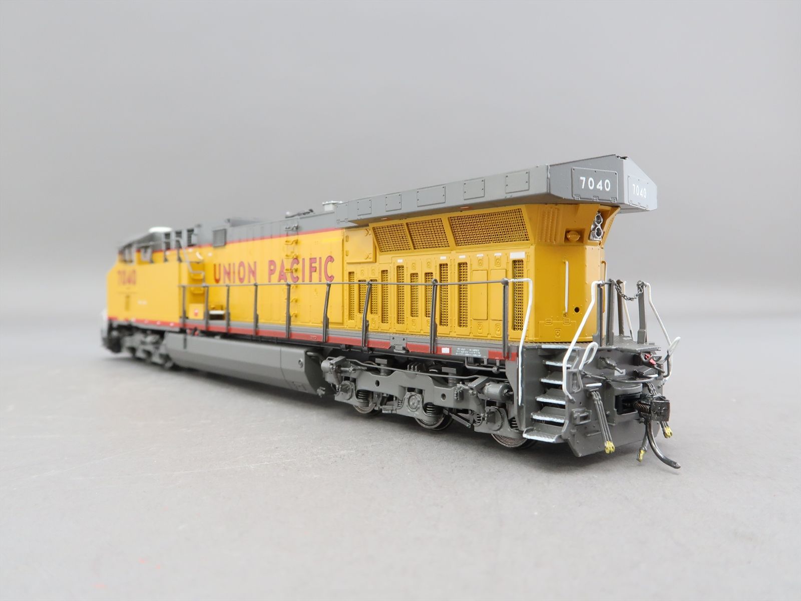 HO Brass Model - OMI 6554.1 UP Union Pacific AC4400CW #7040 - F/P ...