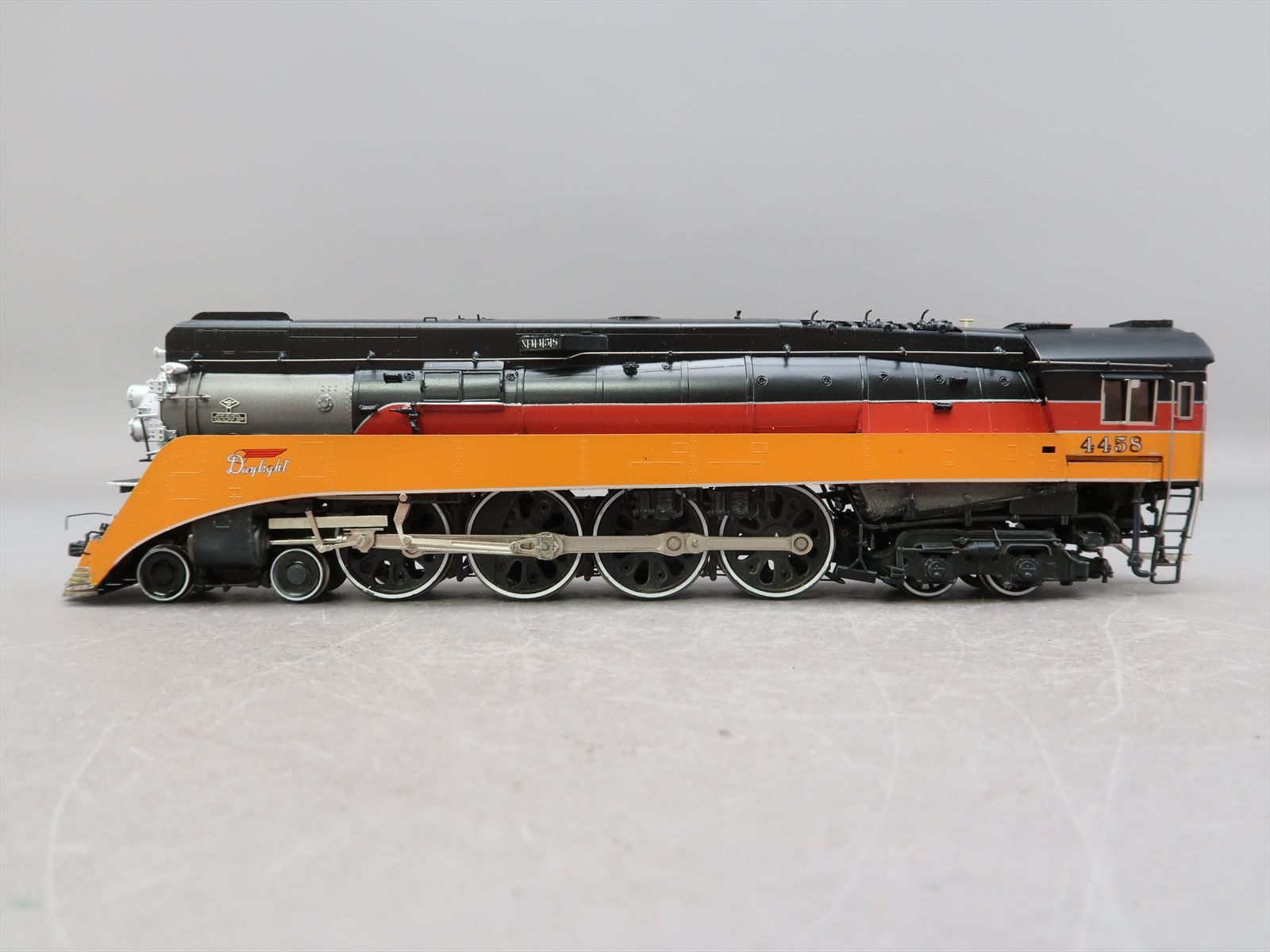 HO Brass Model - OMI 4507.1 SP Southern Pacific GS-5 4-8-4 Streamlined Daylight Skyline Casing ...