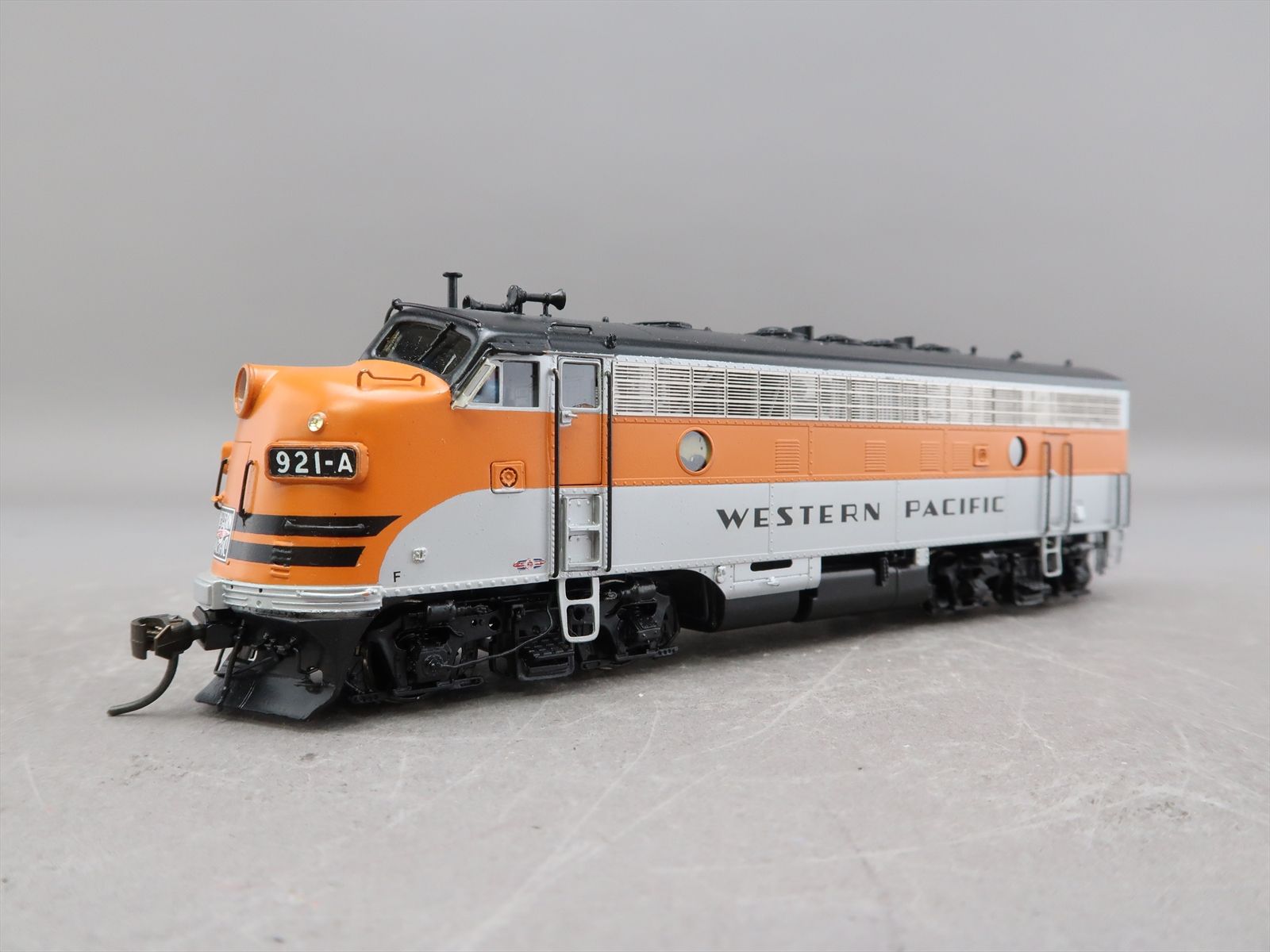 HO Brass Model - OMI 6496 WP Western Pacific F7 F7A #921A - Custom - 1993 Run - Ajin