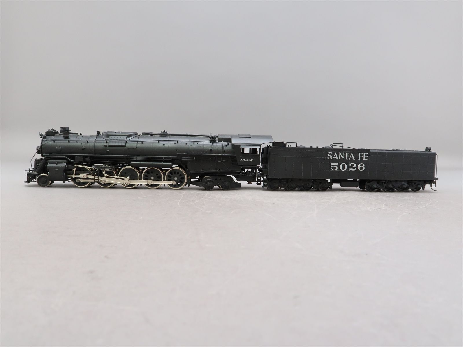 HO Brass Model - PFM AT&SF Santa Fe 2-10-4 Texas #5026 - Custom- 1970 Run - United / Atlas