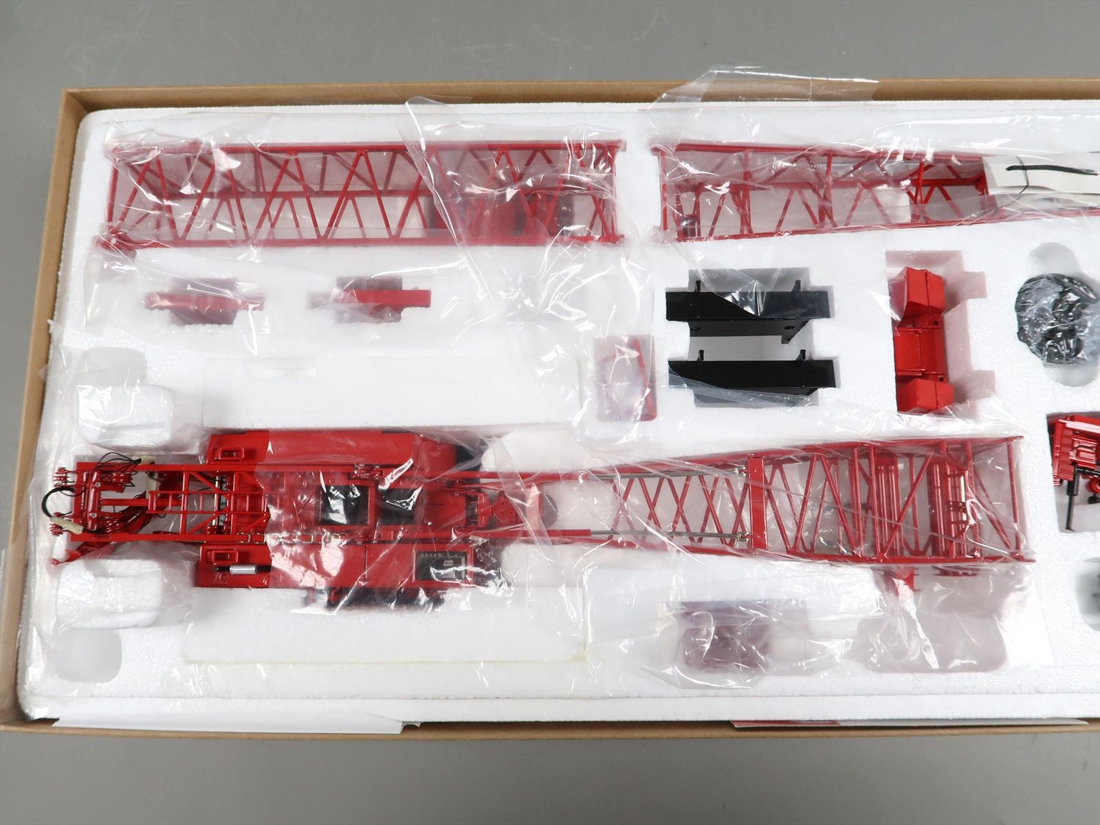 O 1:50 Brass Model Kit - Manitowoc 4100W Vicon World's Most Versatile ...