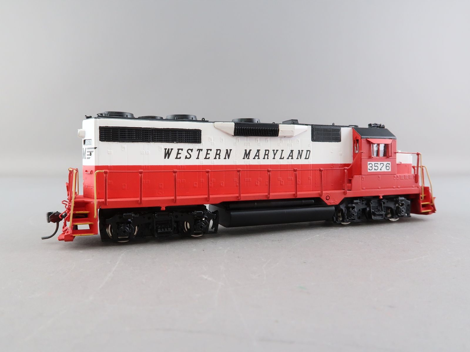 HO Brass Model - Oriental WM Western Maryland EMD GP35 Low Hood #3576 ...