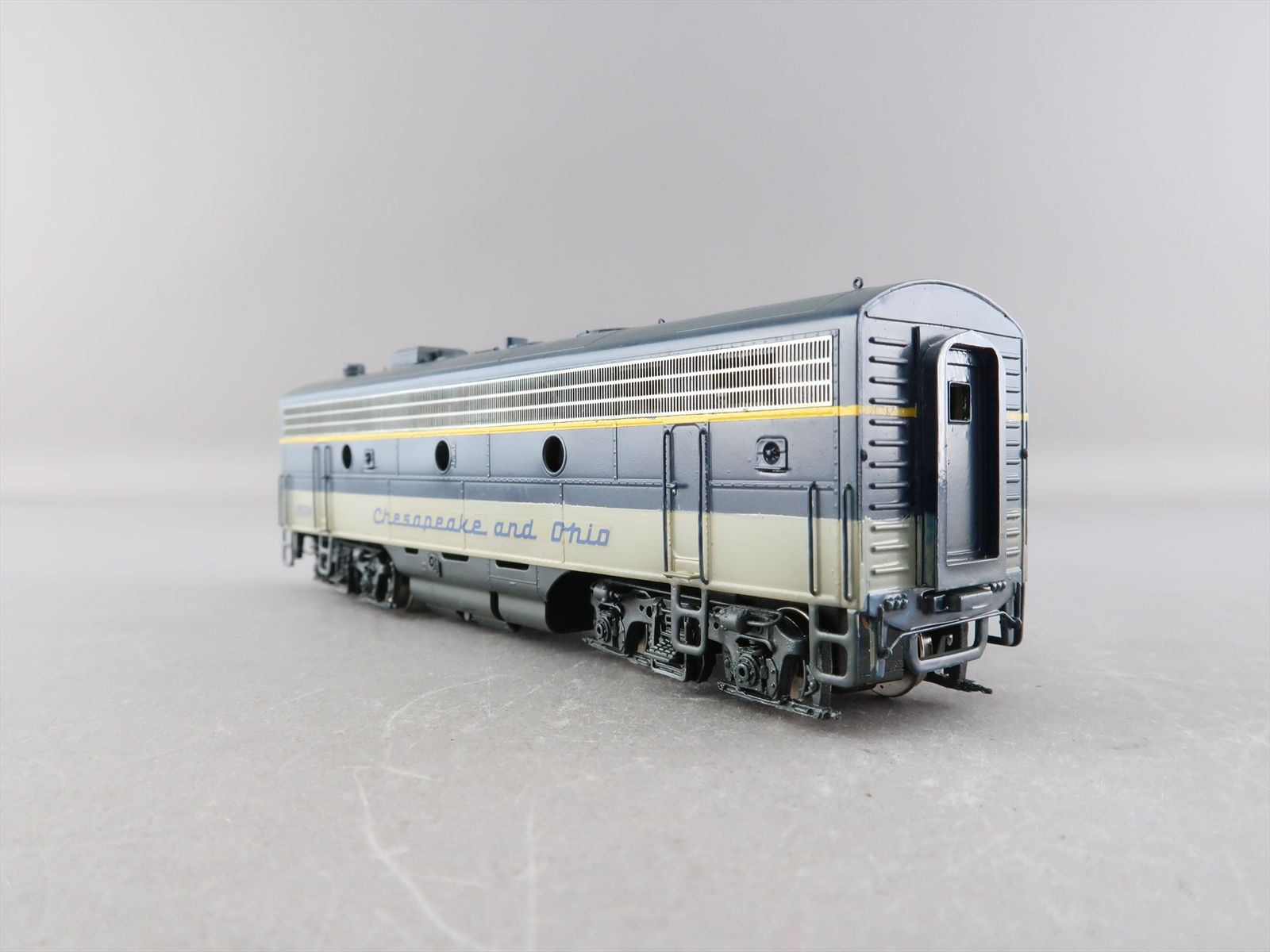 HO Brass Model - Oriental P708 C&O Chesapeake & Ohio F7 F7B Phase II #8504 - F/P + Weathered ...