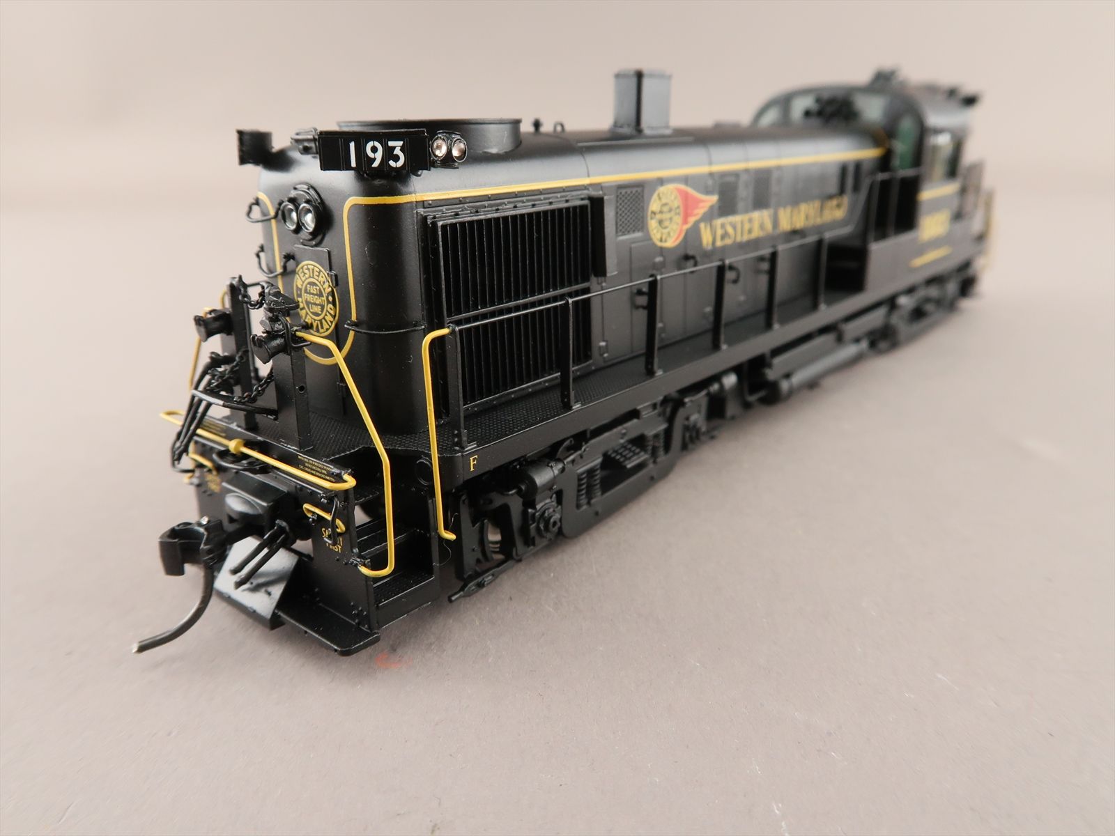 HO Brass Model - OMI 087010120.1 WM Western Maryland ALCO RS-3 Phase III Carbody Hammerhead #193 ...