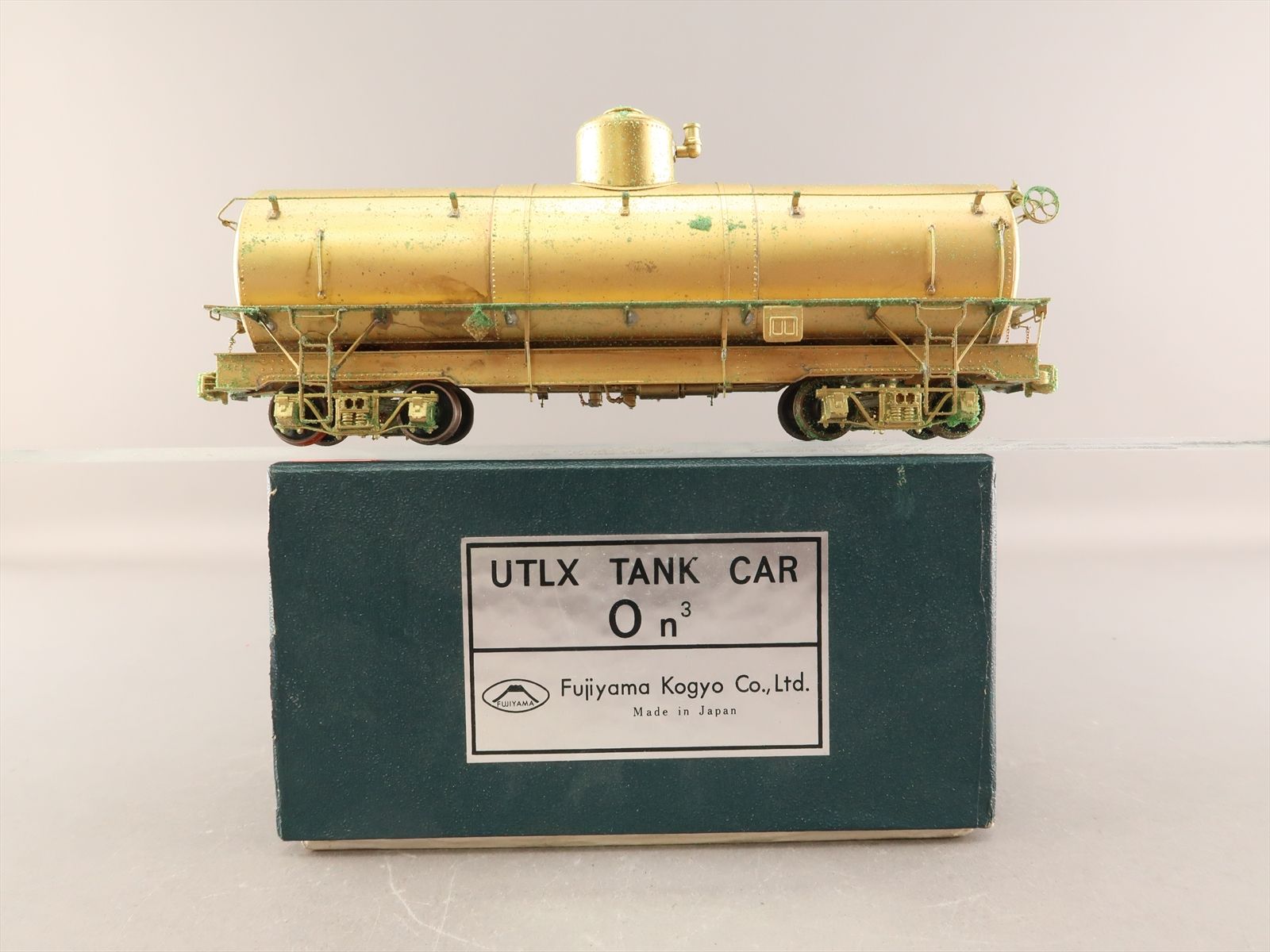 On3 Brass Model Train - PFM UTLX Union Tank Car - Unpainted - 1972 Run - Fujiyama *FOAM DAMAGE*