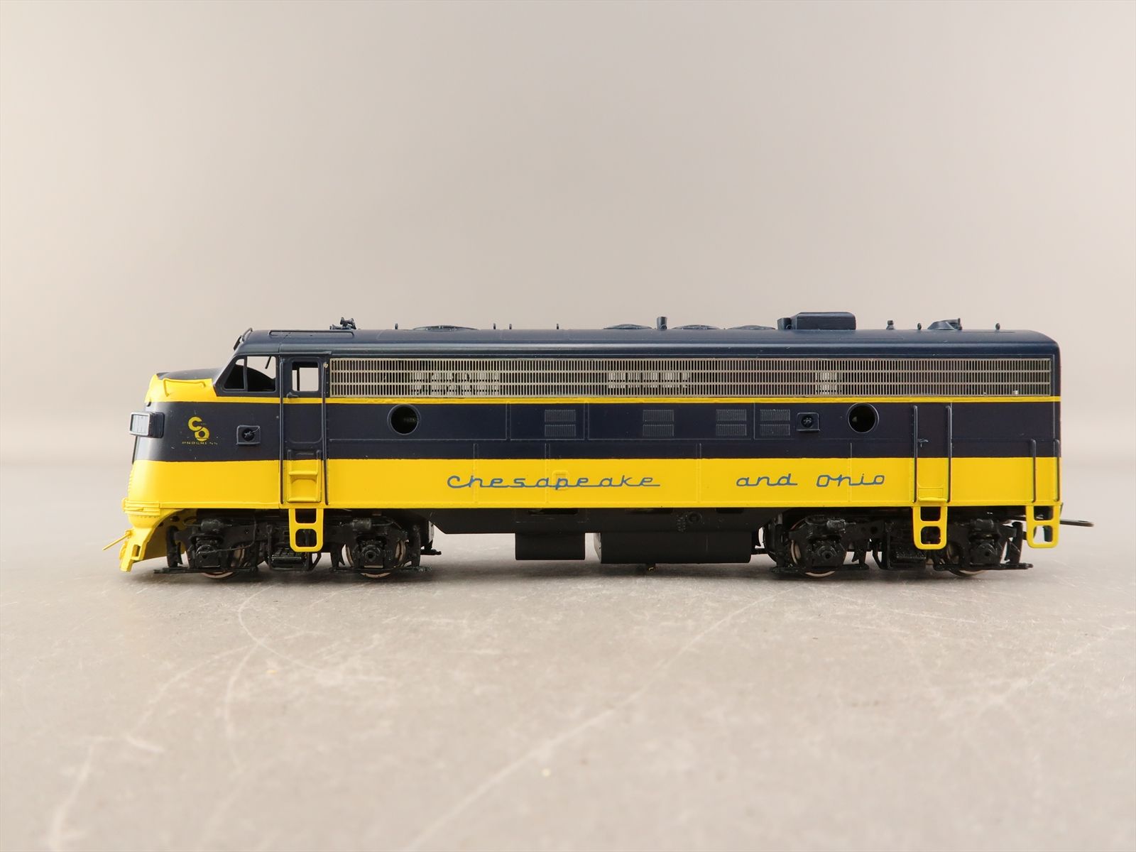 HO Brass Model - Oriental C&O Chesapeake & Ohio FP7 FP7A Phase II - Custom - Samhongsa