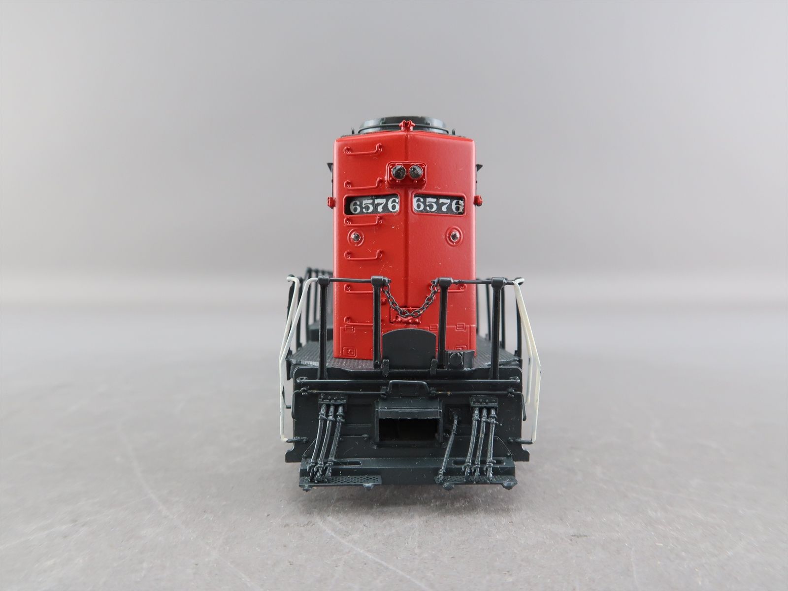 HO Brass Model - OMI 5057 SP Southern Pacific GP-35 Bloody Nose Scarlet ...