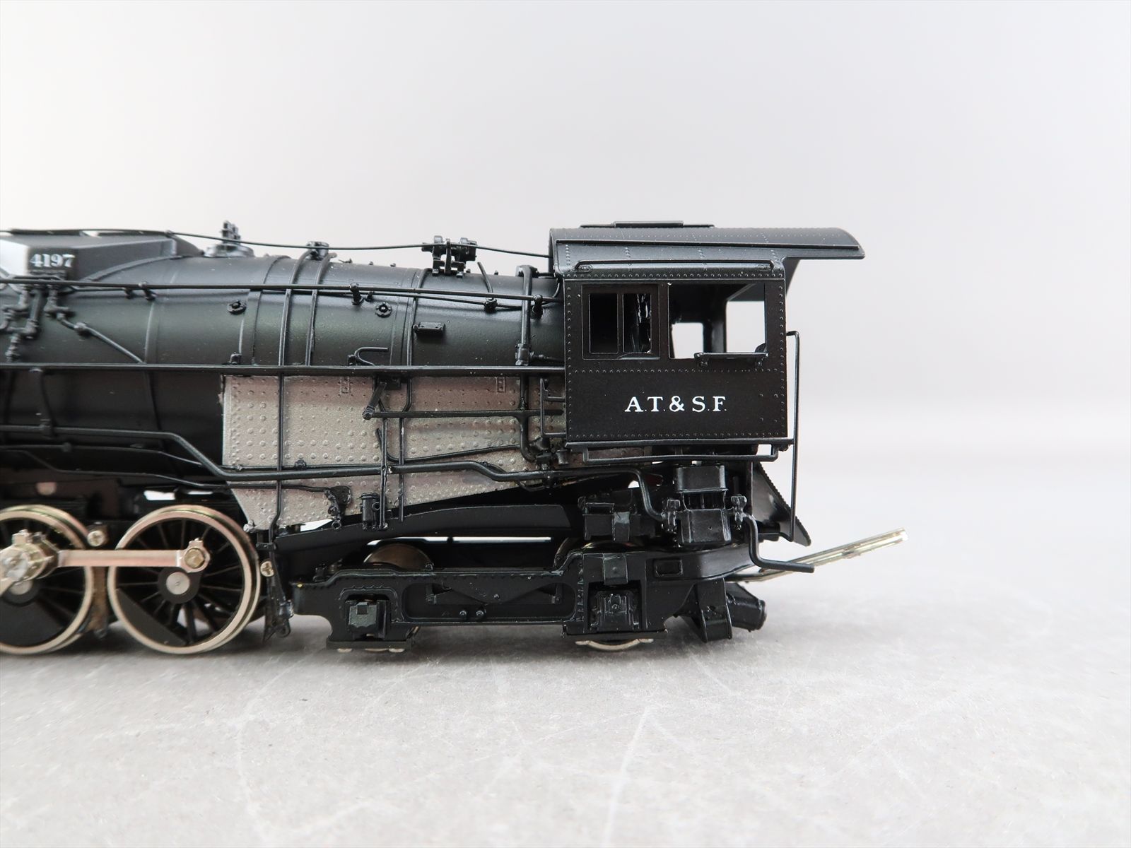 HO Brass Model - PSC 15516-1 AT&SF Santa Fe 2-8-4 Rebuilt w/ Elesco FWH #4197 - F/P - 1995 Run ...