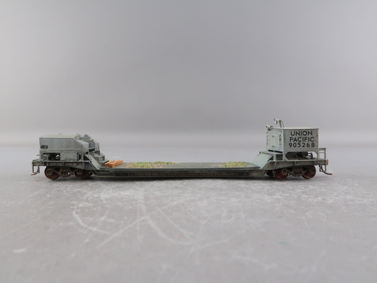HO Brass Model - OMI 3059 UP Union Pacific Bulldozer Wreck Flat Car ...