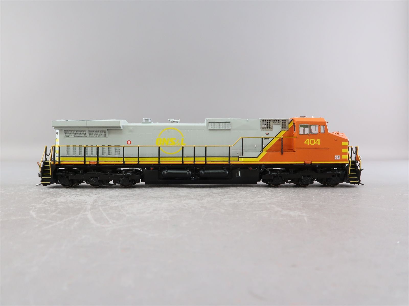 HO Brass Model - OMI 6529.1 GE as QNS&L Quebec North Shore & Labrador C44-9W Dash #404 - Pro ...