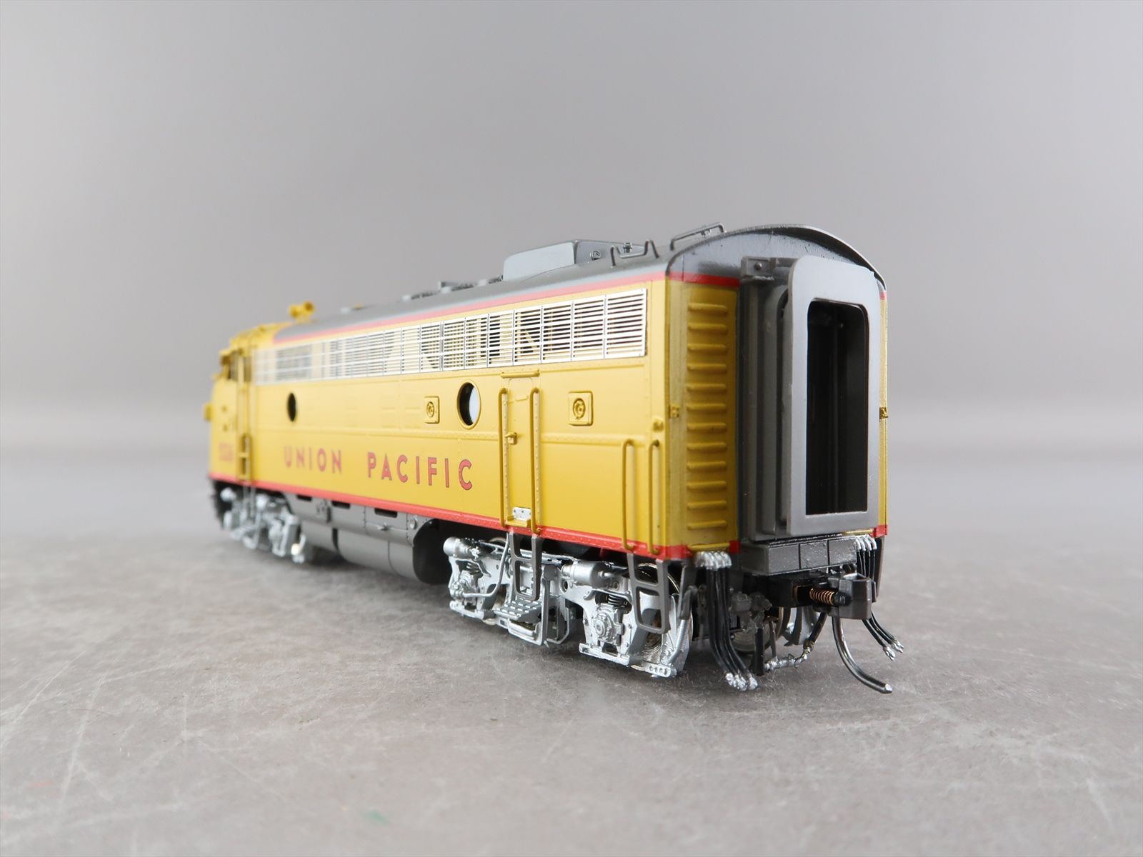 HO Brass Model - OMI 6519 UP Union Pacific F9 F9A F9Am #526 - Pro Paint - 1992 Run - Ajin