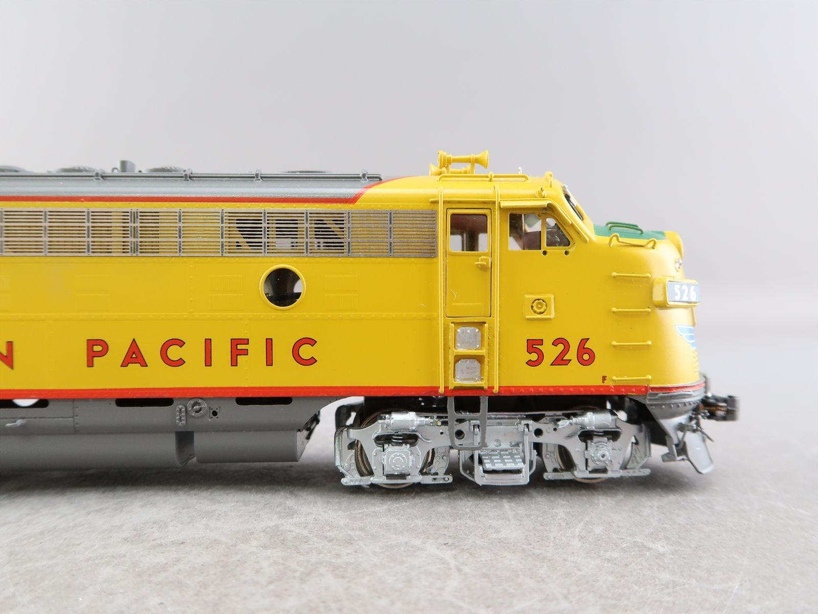 HO Brass Model - OMI 6519 UP Union Pacific F9 F9A F9Am #526 - Pro Paint - 1992 Run - Ajin