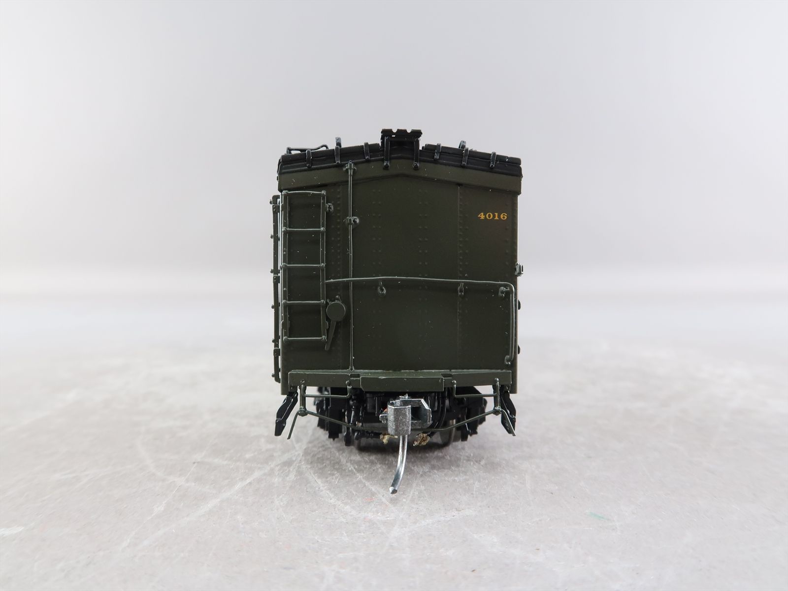 HO Brass Model - TCY 1418 AT&SF Santa Fe REA Express Reefer ...