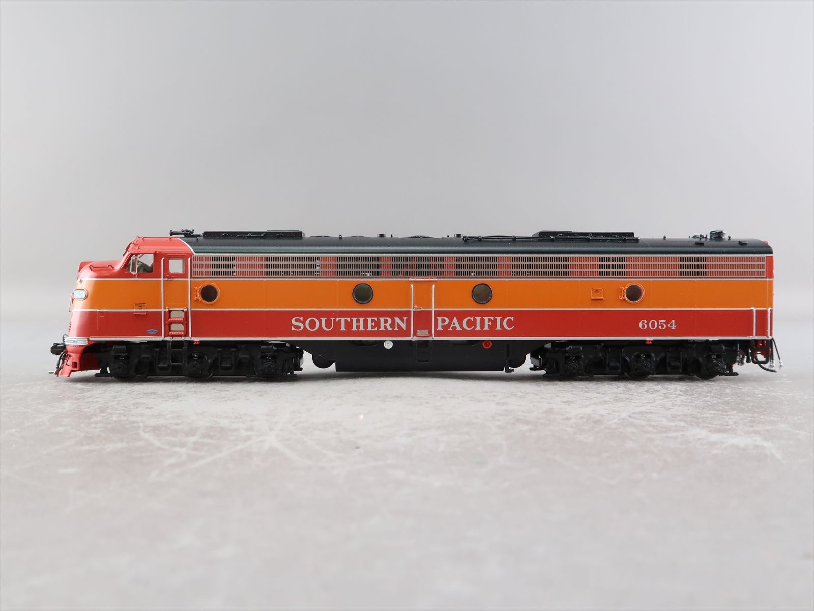 HO Brass Model - CIL 2453.1 SP Southern Pacific E9 E7 E9A E7B A-B-B Set Daylight #6054 + #5905 ...