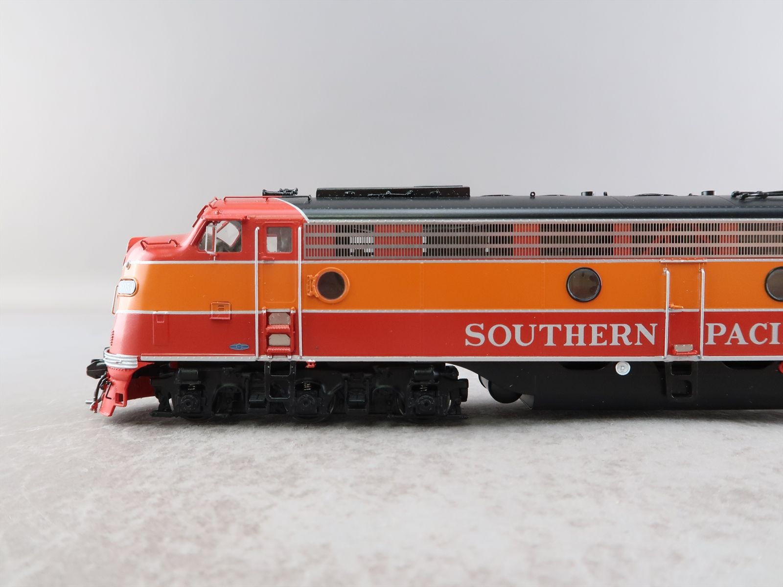 HO Brass Model - CIL 2453.1 SP Southern Pacific E9 E7 E9A E7B A-B-B Set Daylight #6054 + #5905 ...
