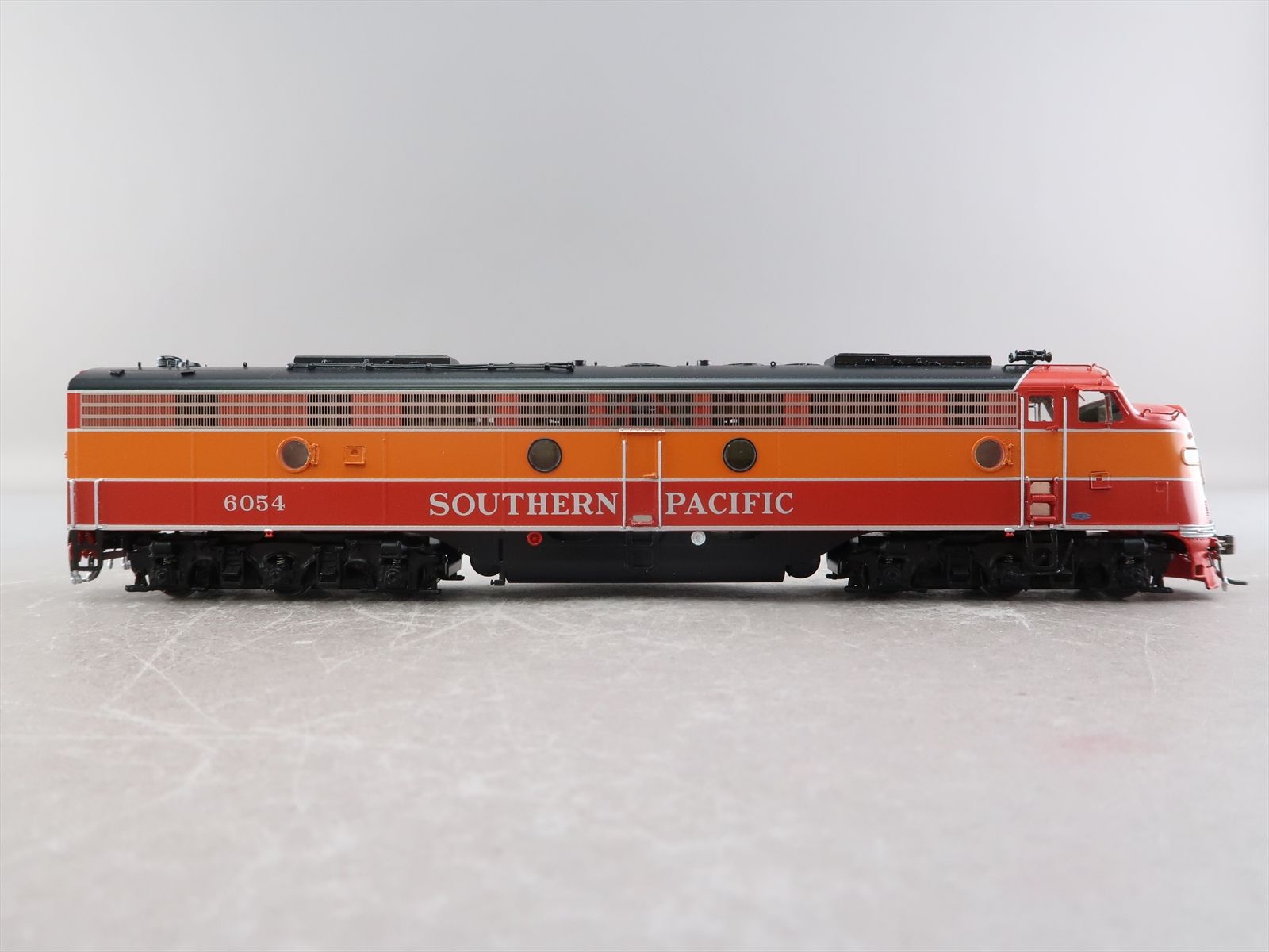 HO Brass Model - CIL 2453.1 SP Southern Pacific E9 E7 E9A E7B A-B-B Set Daylight #6054 + #5905 ...