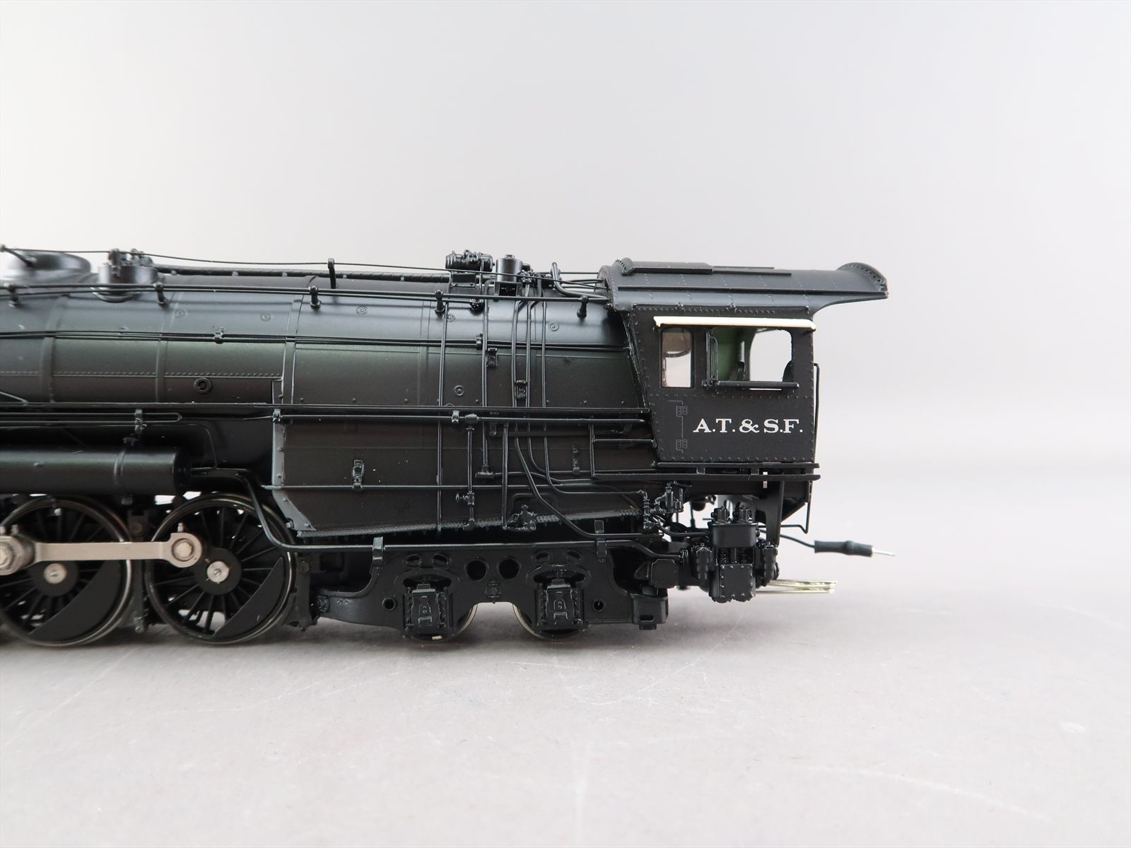 HO Brass Model - TCY 3002 AT&SF Santa Fe 2-10-4 Madame Queen #5000 Rebuilt w/ Oil Tender - F/P ...