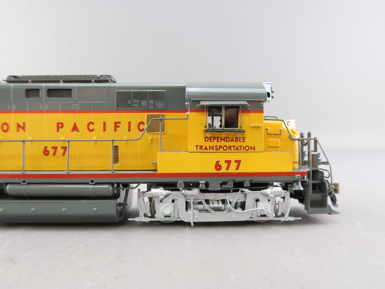 HO Brass Model - OMI 5989 UP Union Pacific RS-27 / DL-640 #677 Ex-Demo - Pro Paint - 1992 Run - Ajin