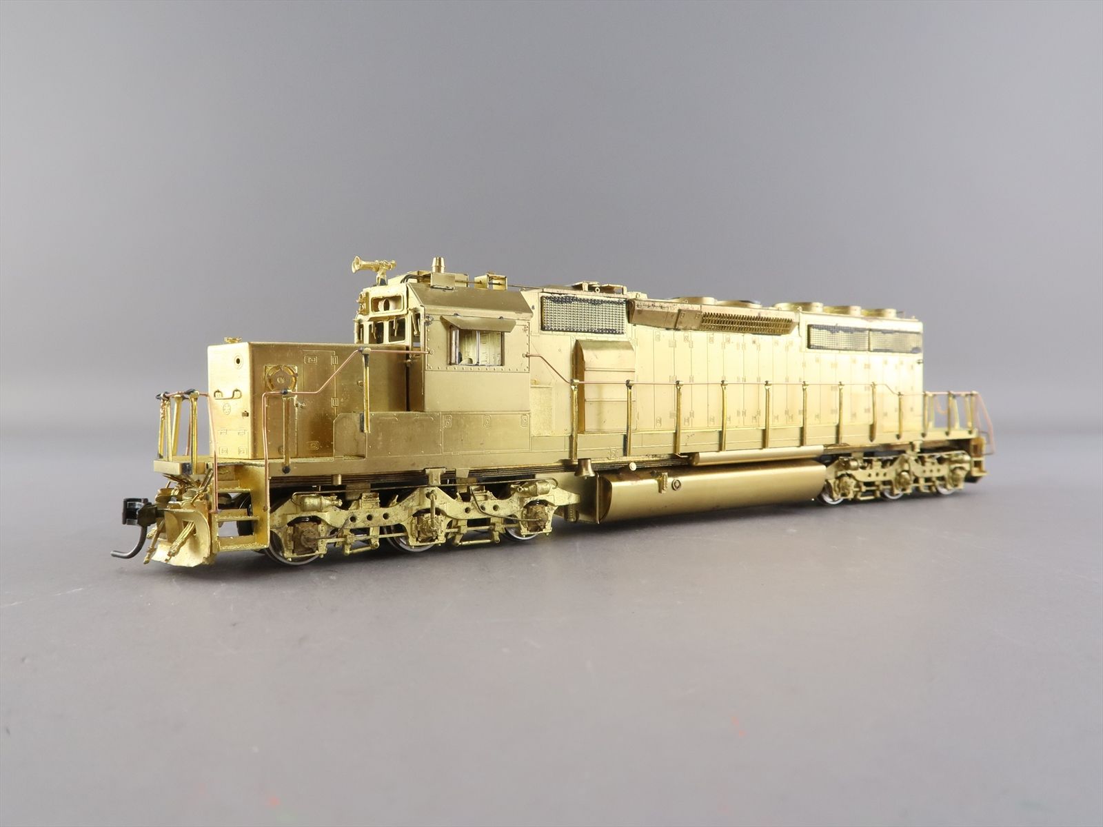 HO Brass Model - OMI 5300 AT&SF Santa Fe SD40-2 116" Snoot Nose ...
