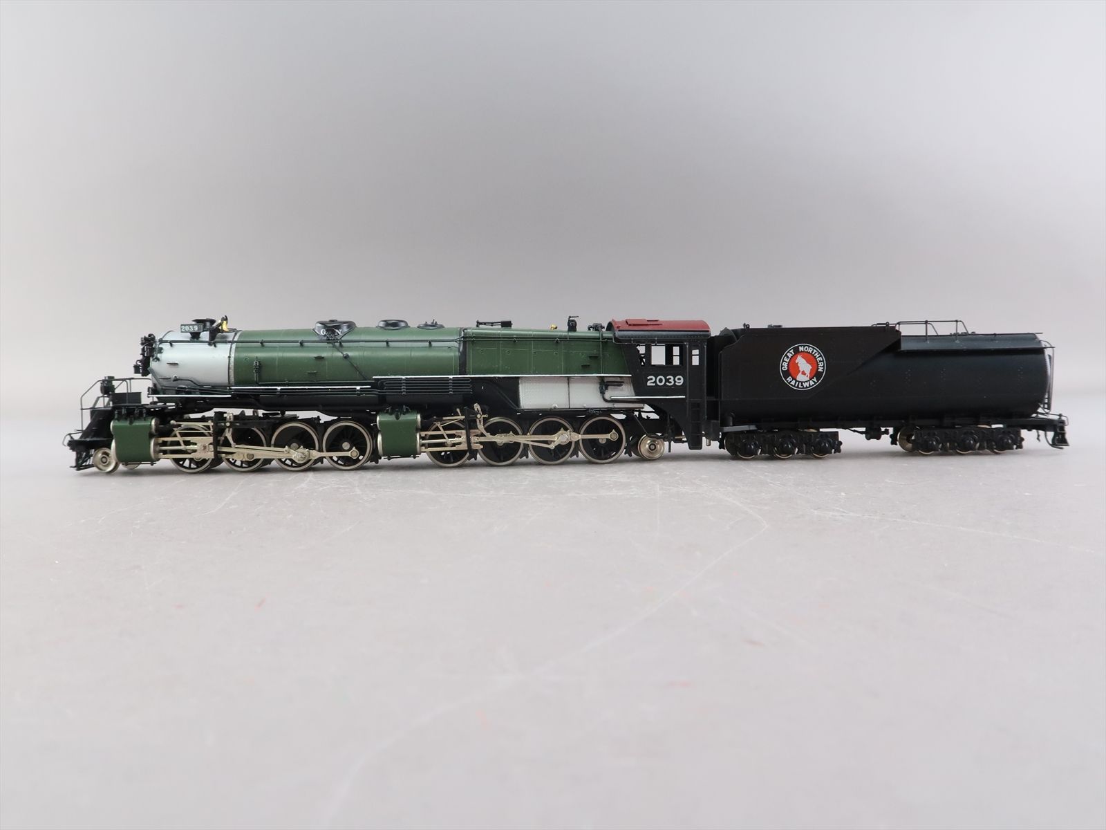 HO Brass Model - Oriental GN Great Northern R-1 2-8-8-2 Closed Cab ...
