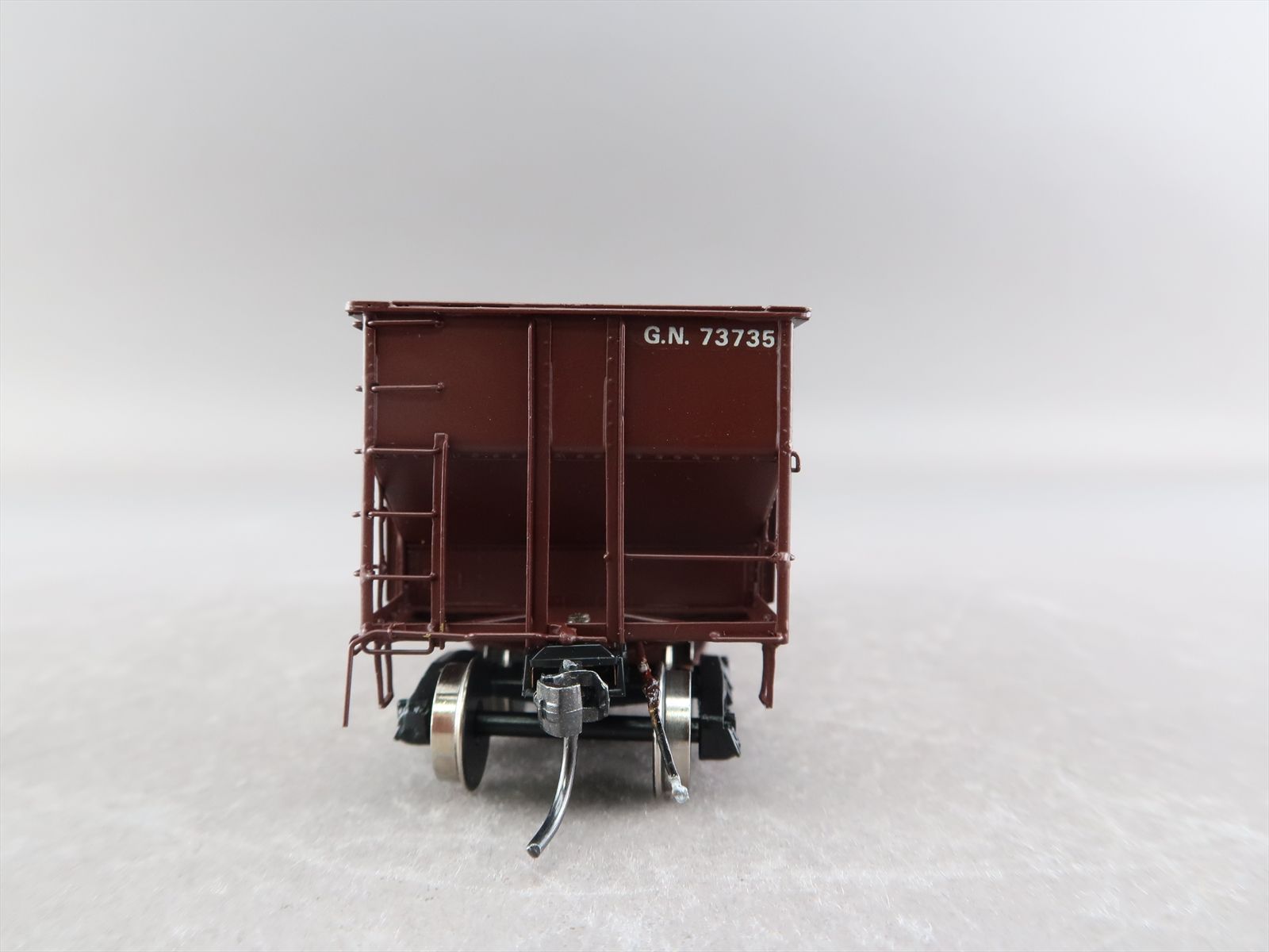 HO Brass Model - OMI 3152 GN Great Northern 2 Bay Open Hopper Rapid ...