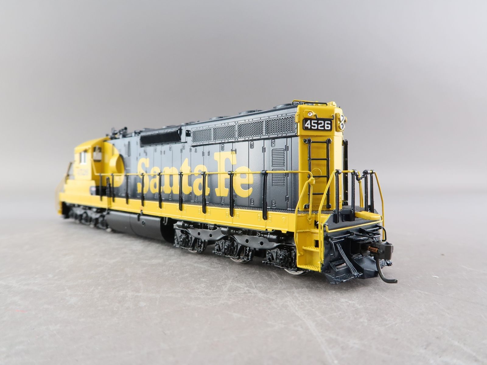 HO Brass Model - OMI 6759.1 AT&SF Santa Fe SD24 Blue/Yellow Warbonnet ...