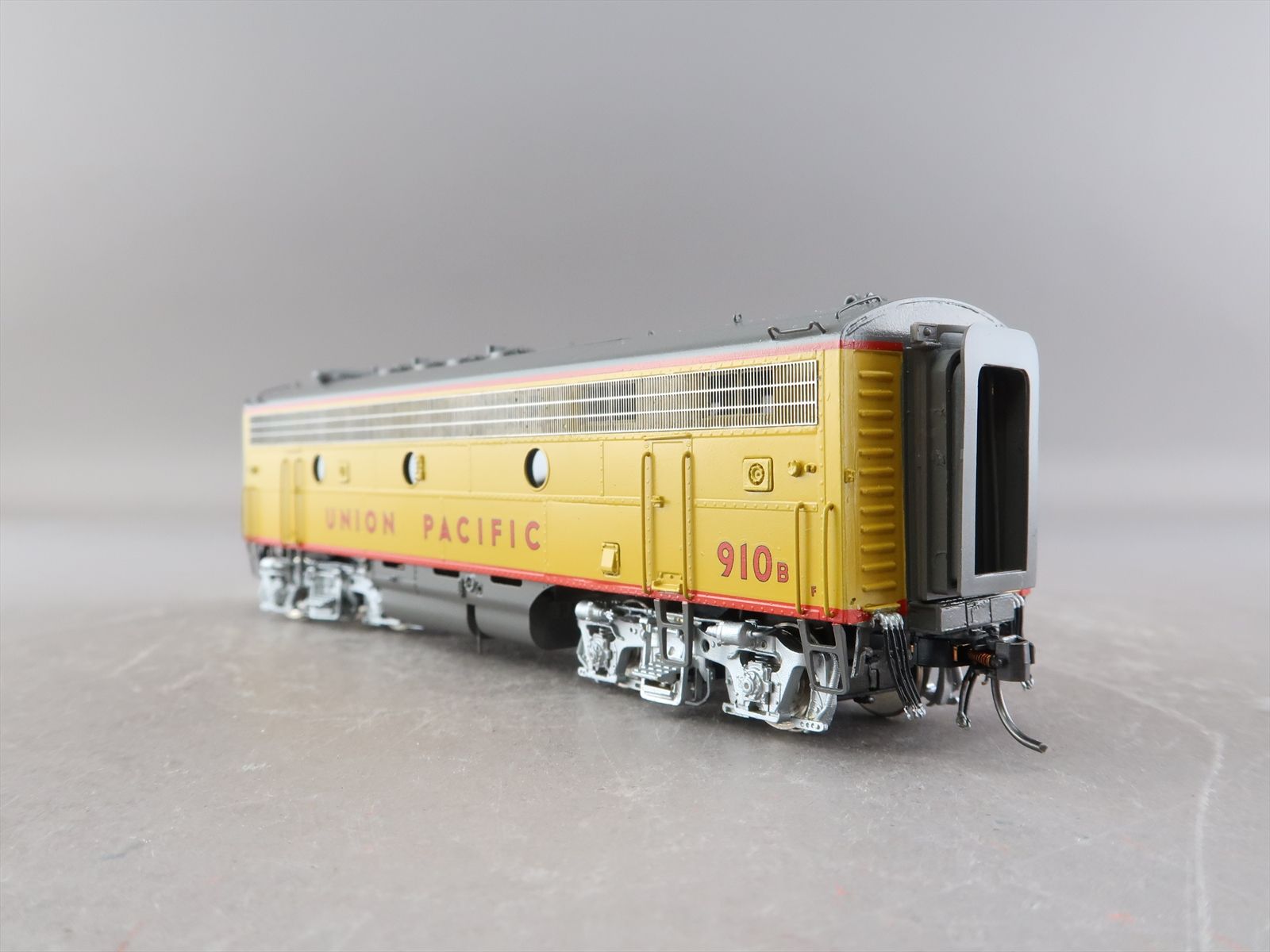 HO Brass Model - OMI 6486 UP Union Pacific F7 F7B #910B - Pro Paint ...