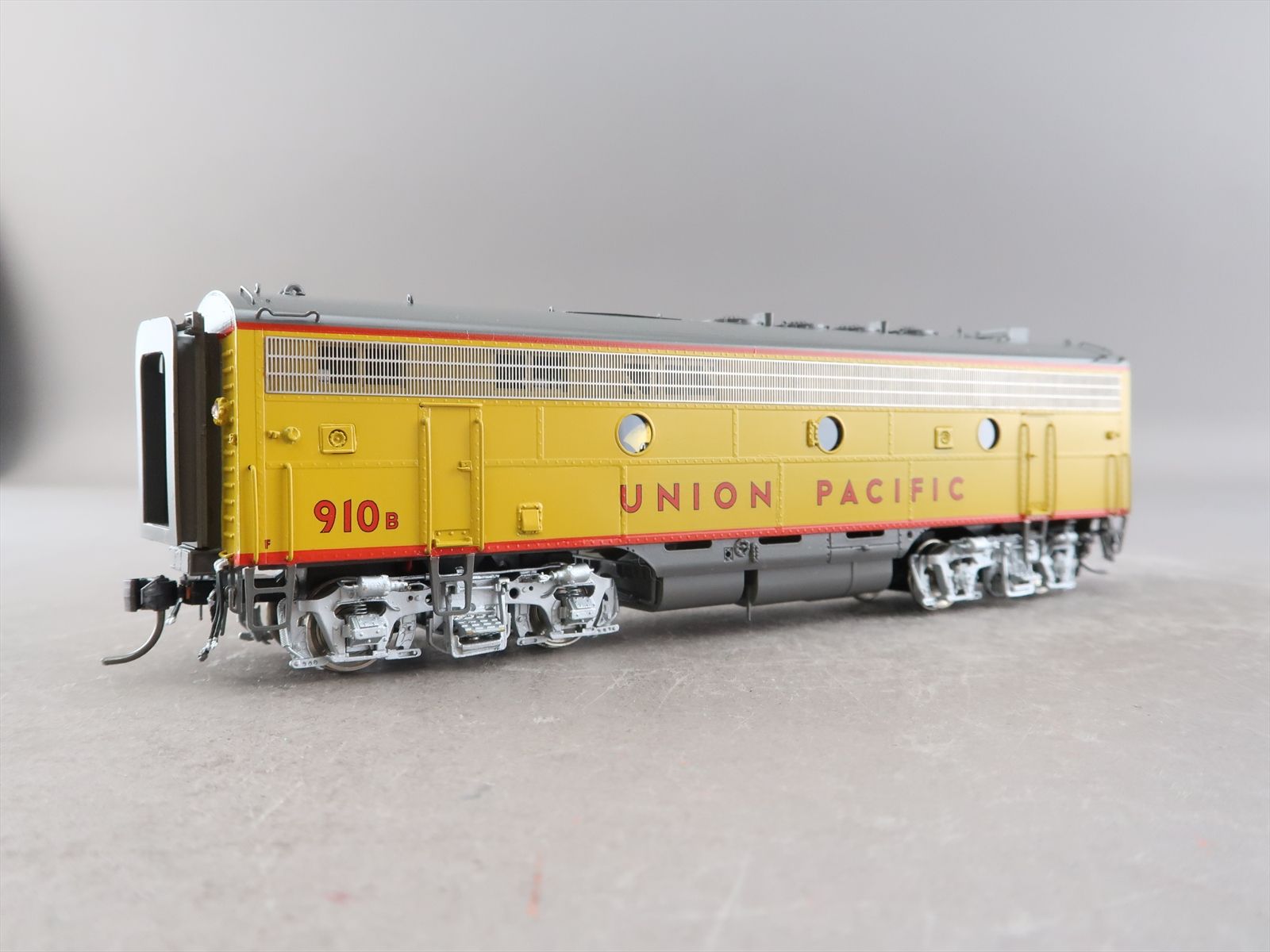 HO Brass Model - OMI 6486 UP Union Pacific F7 F7B #910B - Pro Paint ...