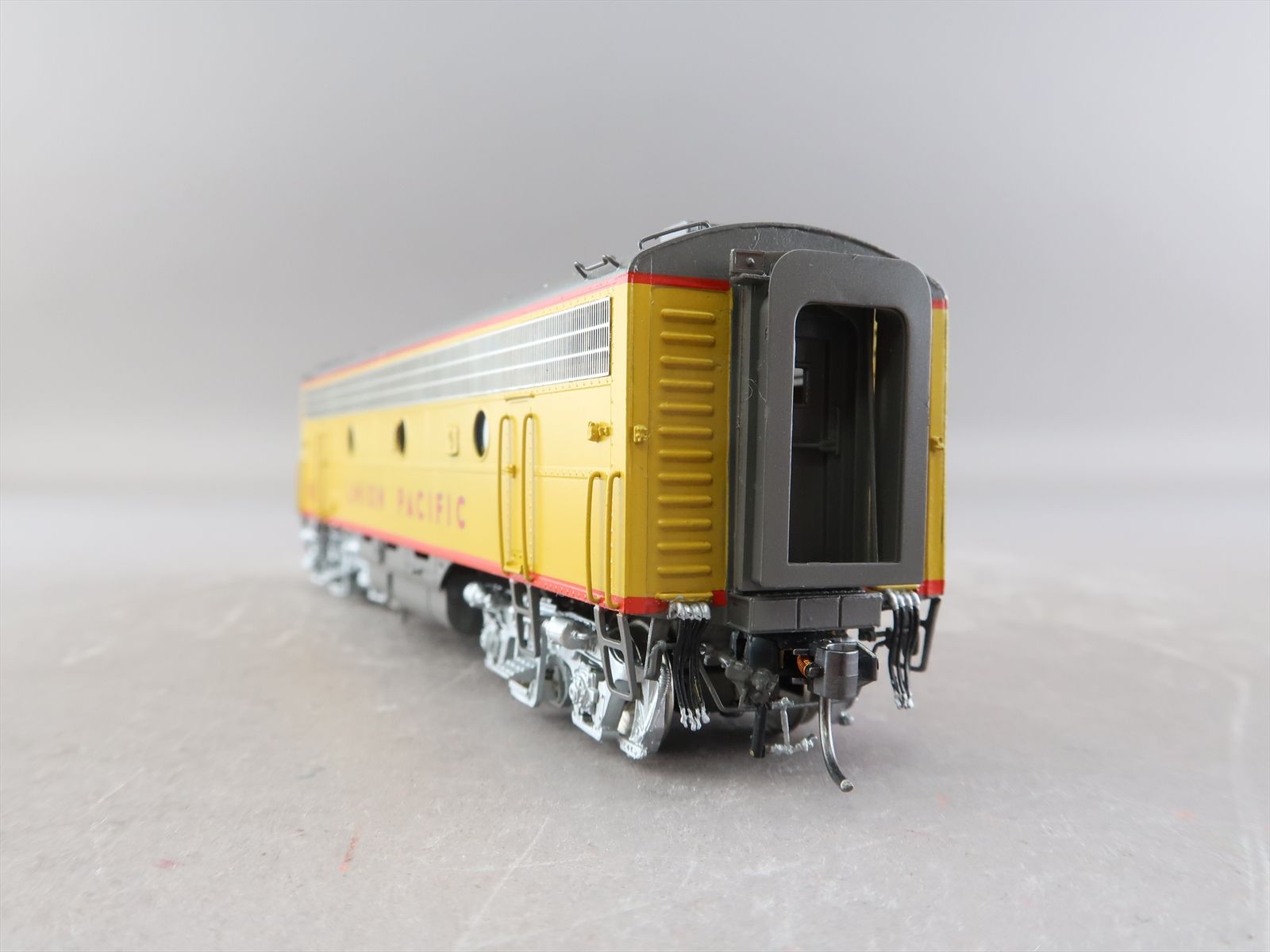 HO Brass Model - OMI 6486 UP Union Pacific F7 F7B #910B - Pro Paint ...