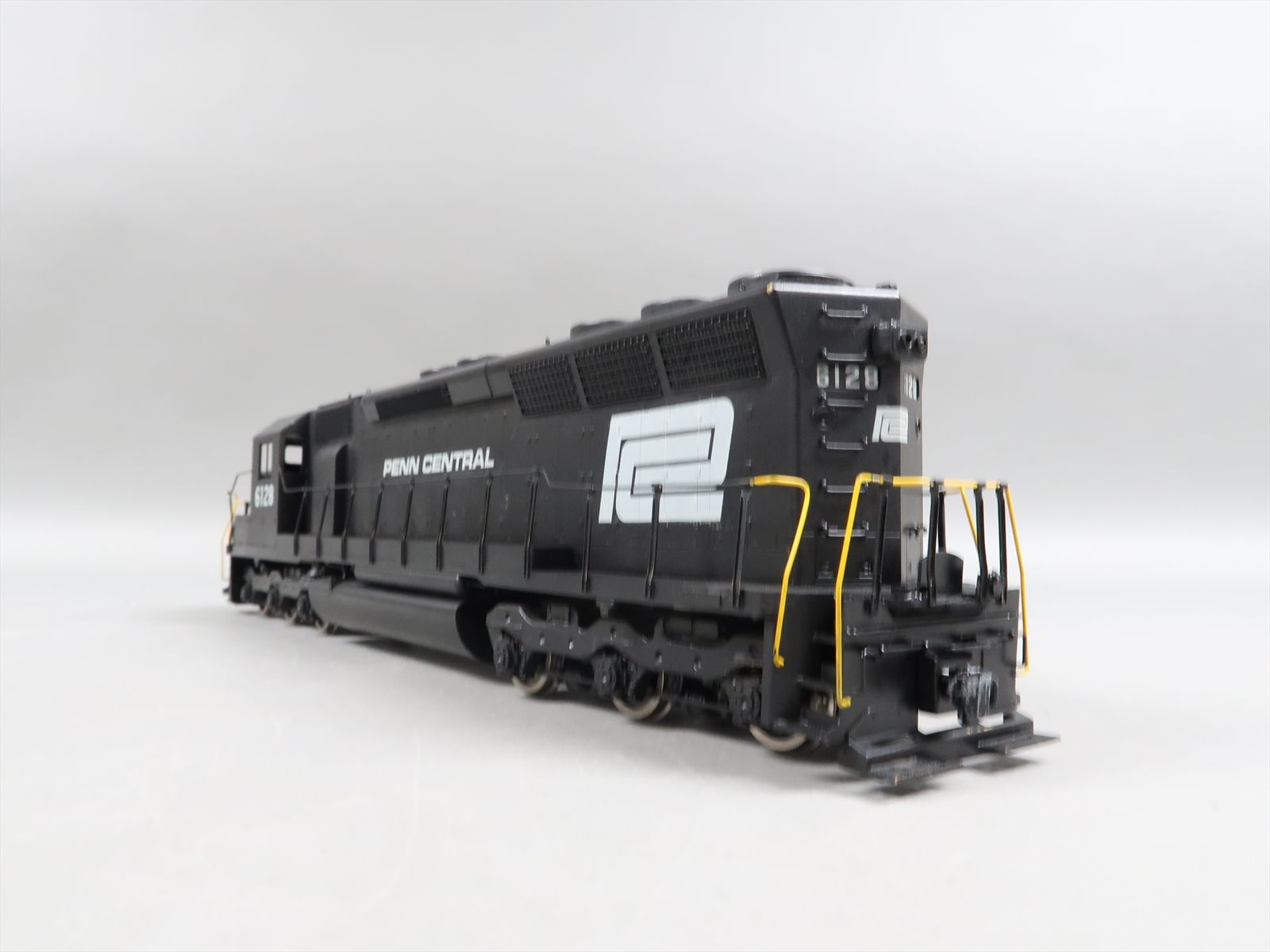 O Brass Model - USH PC Penn Central SD-45 Diesel Locomotive #6128 ...