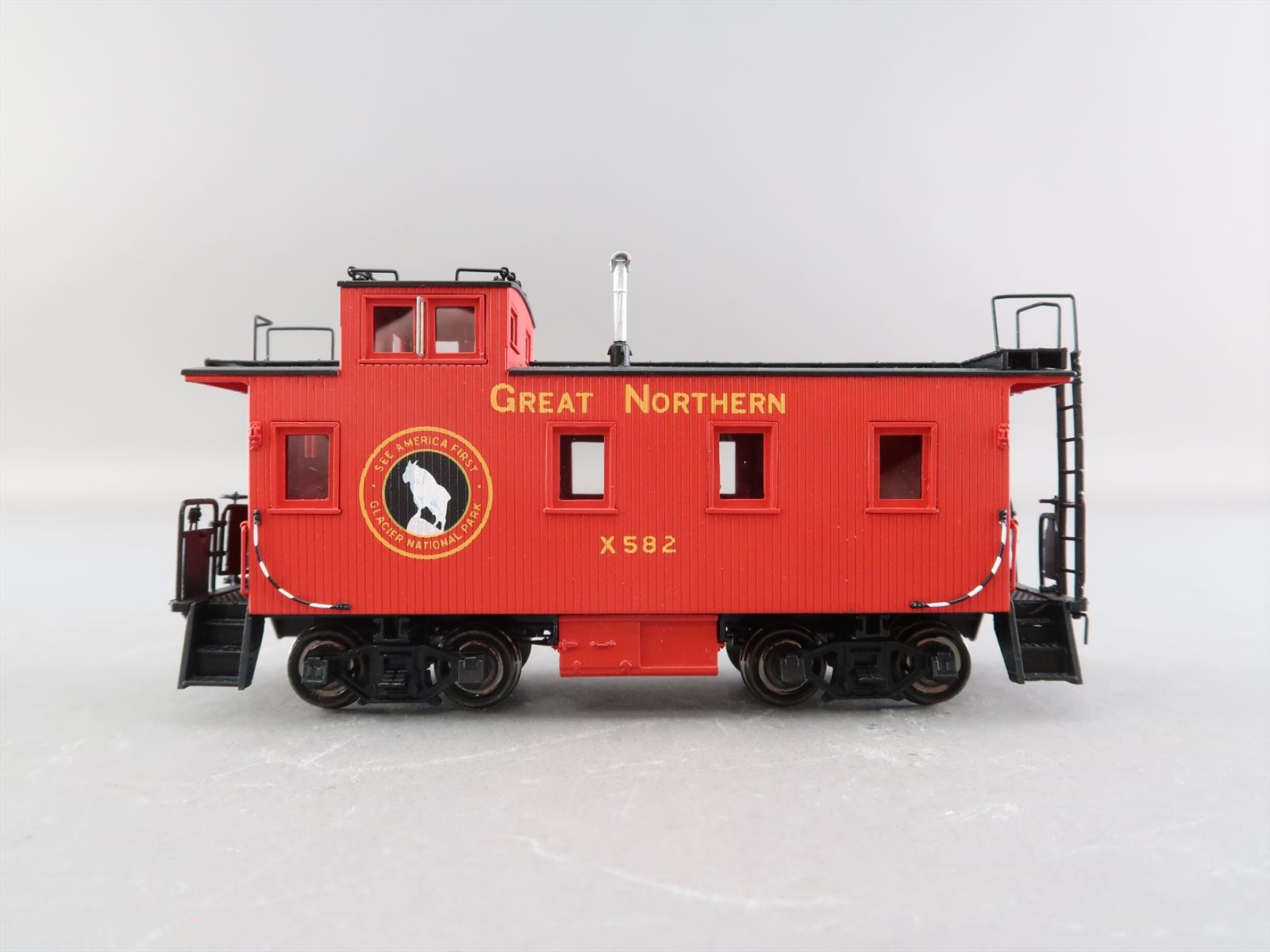HO Brass Model - CIL 2233.1 GN Great Northern 25' Wood Caboose Later ...