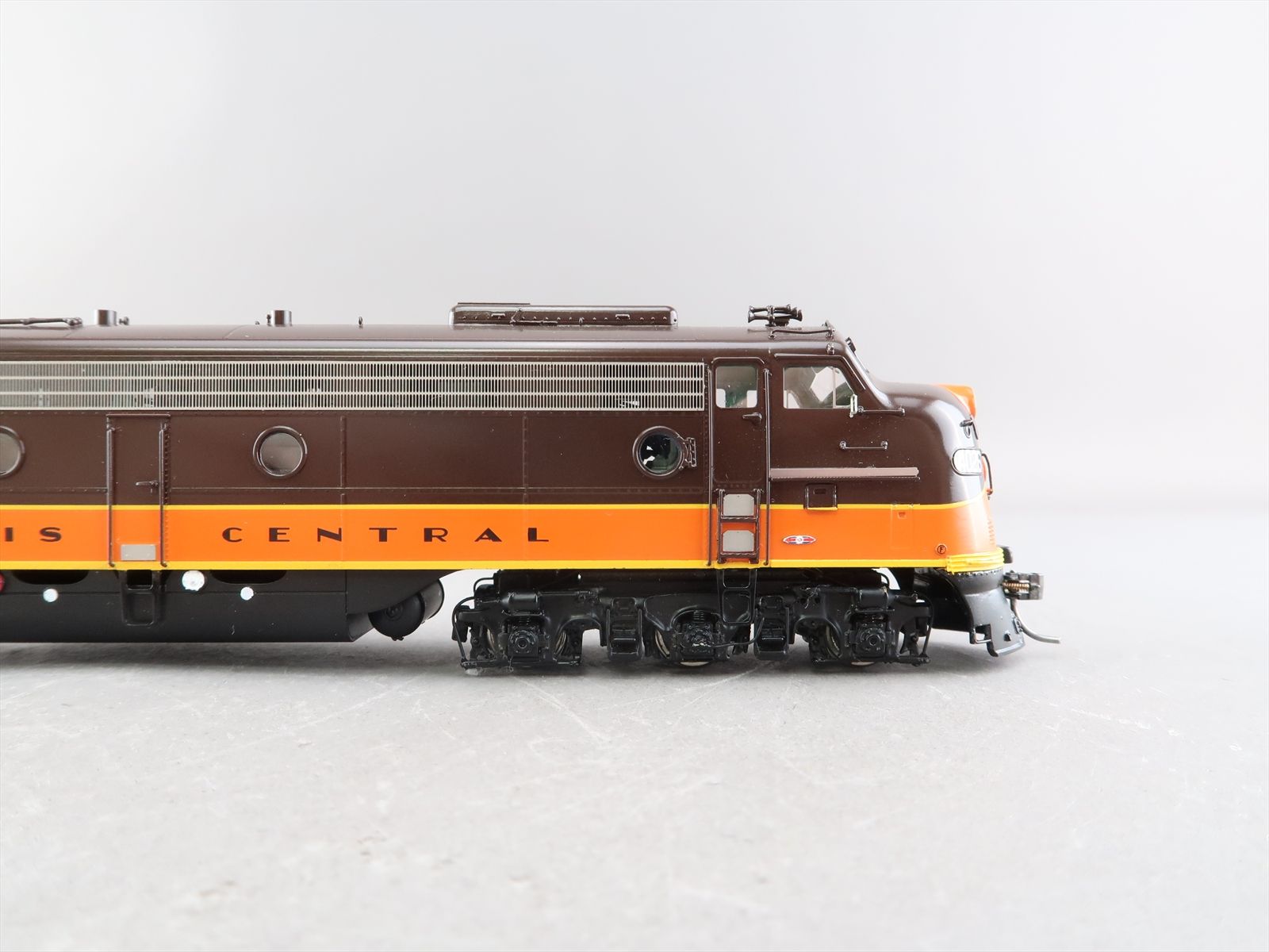 HO Brass Model - UTI 5500-3 IC Illinois Central E8A / E8A Set #4026 SINGLE UNIT ONLY- F/P - 2019 ...