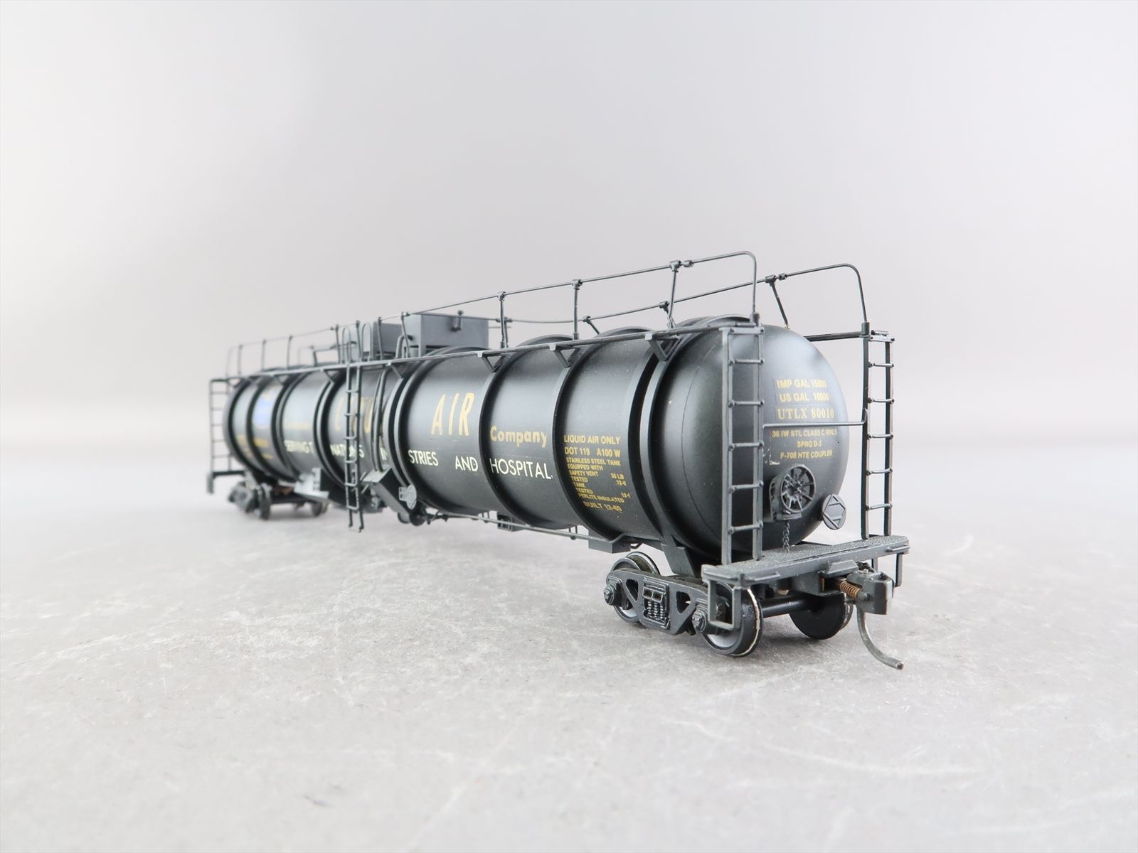 HO Brass Model - OMI 3029 UTLX Canadian Company Limited 61' Liquid Air ...