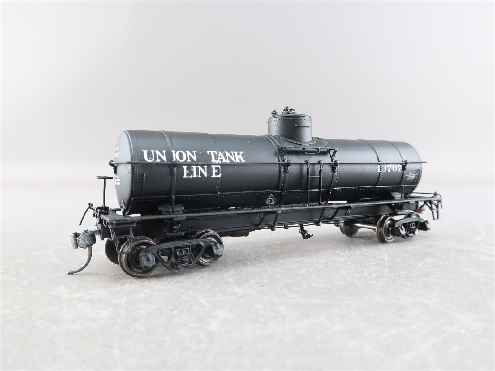 HO Brass Model - OMI 3481 GATC UTL Union Terminal Line 8000 Gallon ...