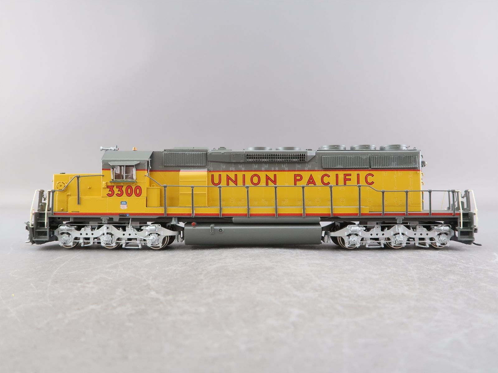 HO Brass Model - OMI 5330 UP Union Pacific SD40-2 Extended Range Dynamic Brakes Low Nose Late ...