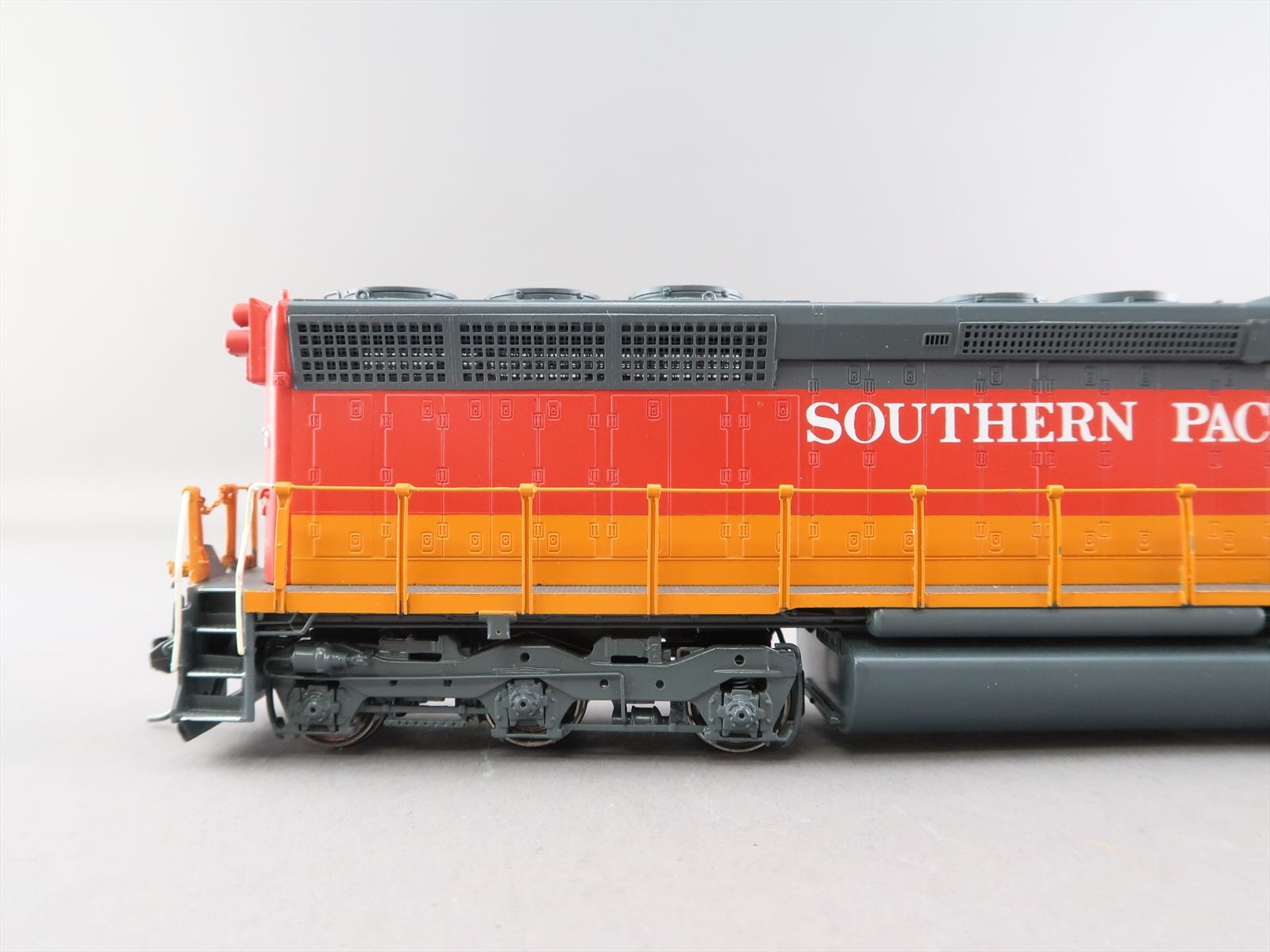 HO Brass Model - OMI 6373.1 SP Southern Pacific Daylight SD45 Diesel #7399 - F/P - 1999 Run - Ajin