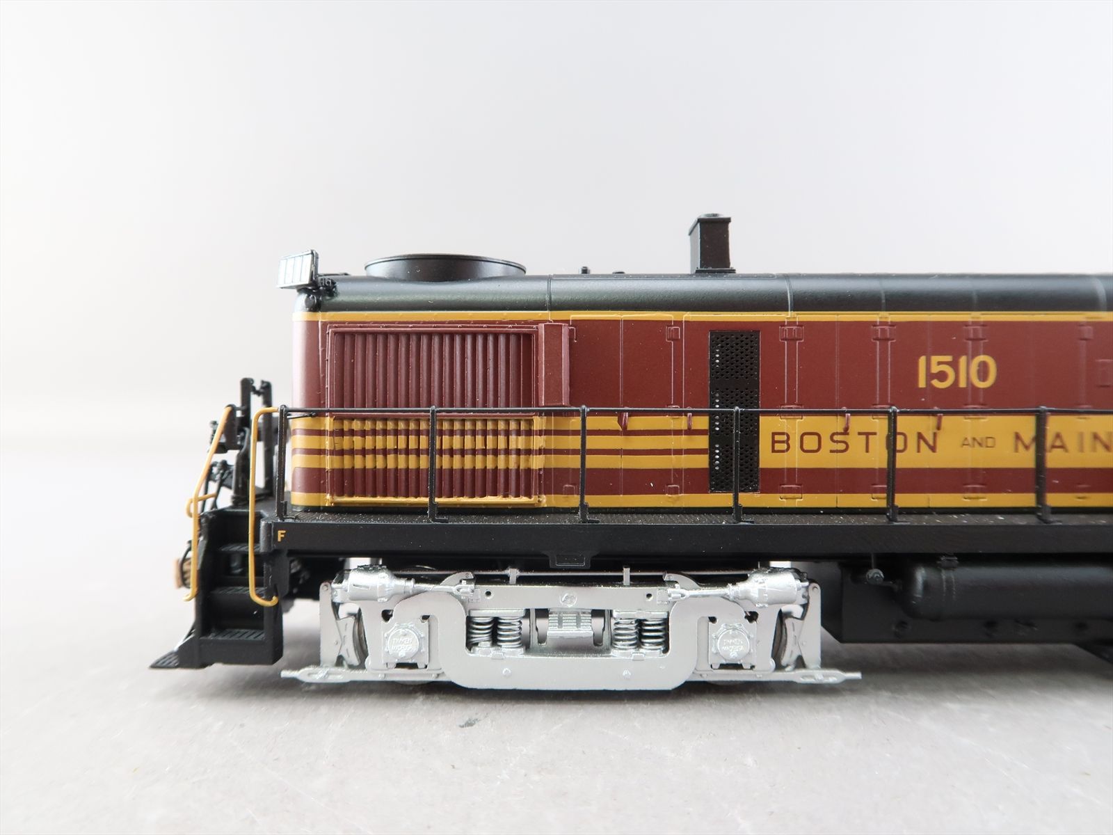 HO Brass Model - OMI 087010107.1 B&M Boston & Maine ALCO RS-3 Phase III ...