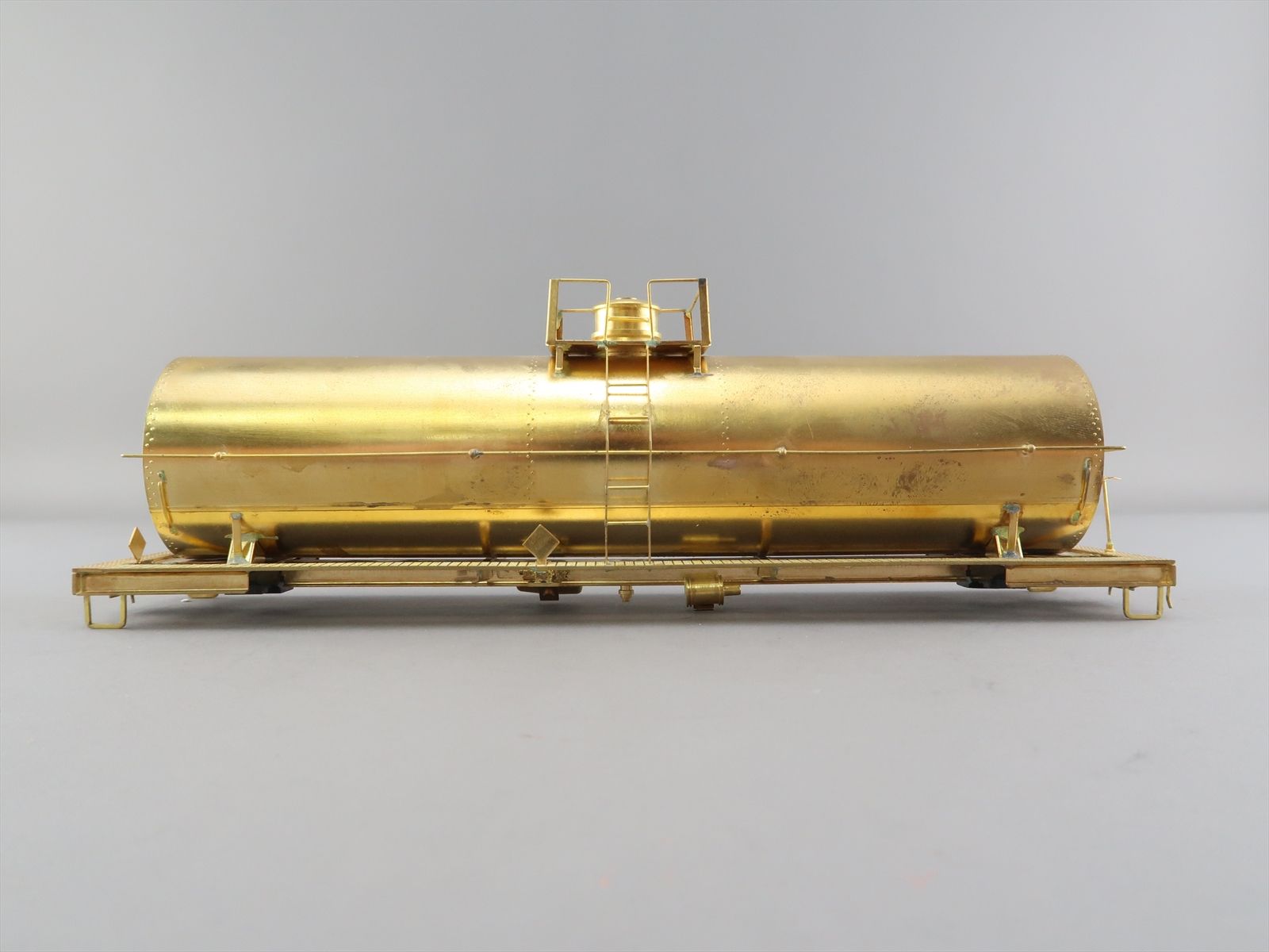 O Brass Model - USH US Hobbies 305 10,000 Gallon Chemical Tank Car ...