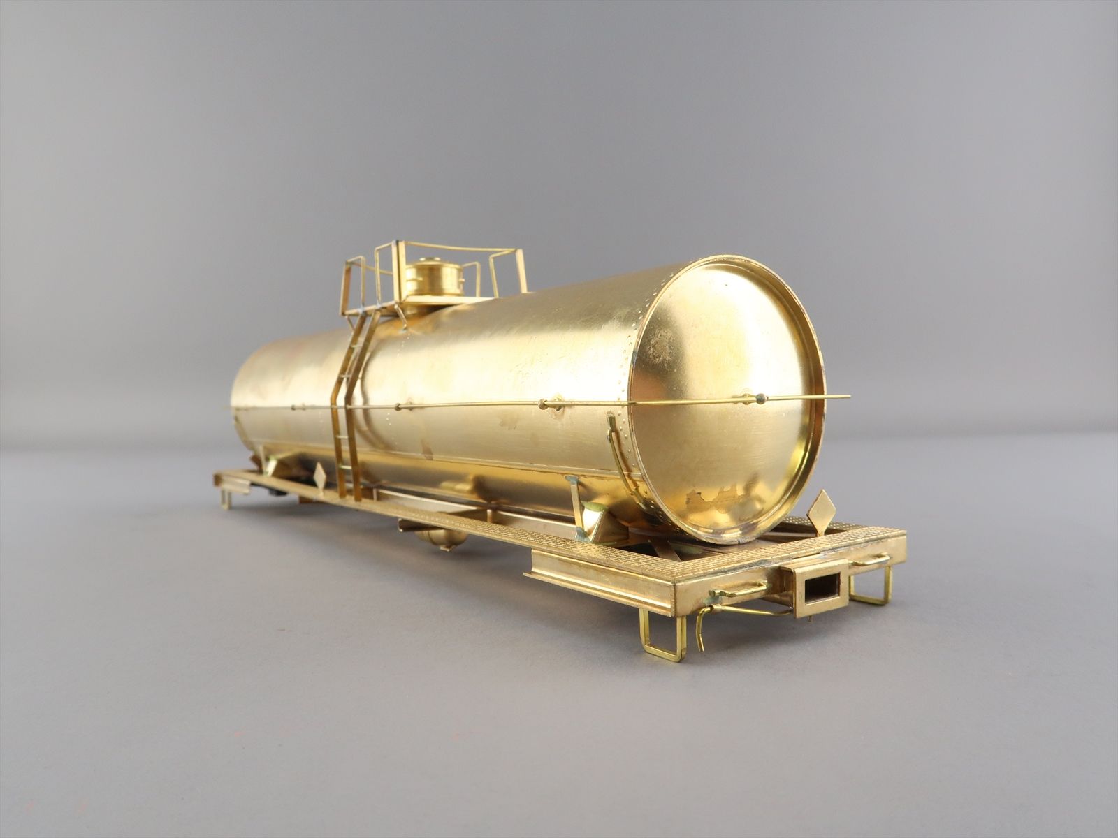 O Brass Model - USH US Hobbies 305 10,000 Gallon Chemical Tank Car ...