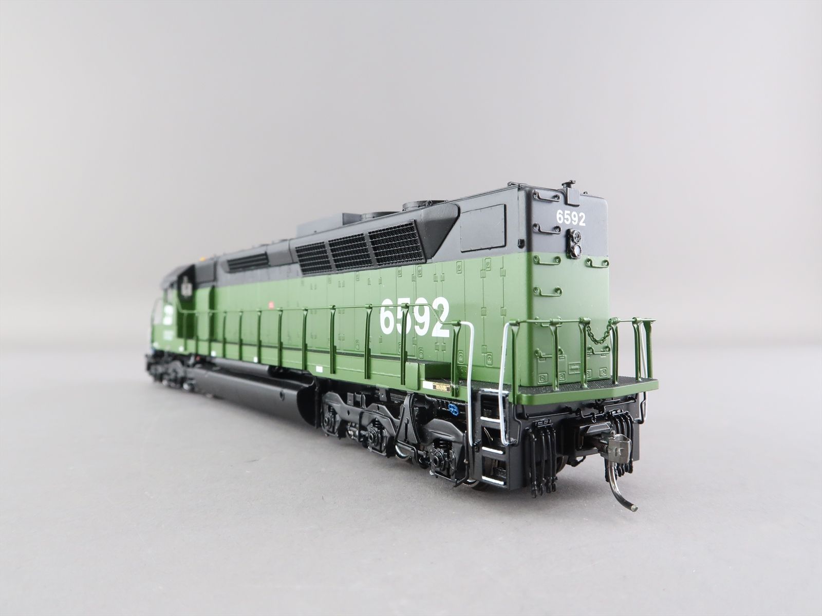 HO Brass Model - UTI 5009-1 BN Burlington Northern SDP-45 #6592 - F/P - 2010 Run - Boo-Rim - #2 / 11