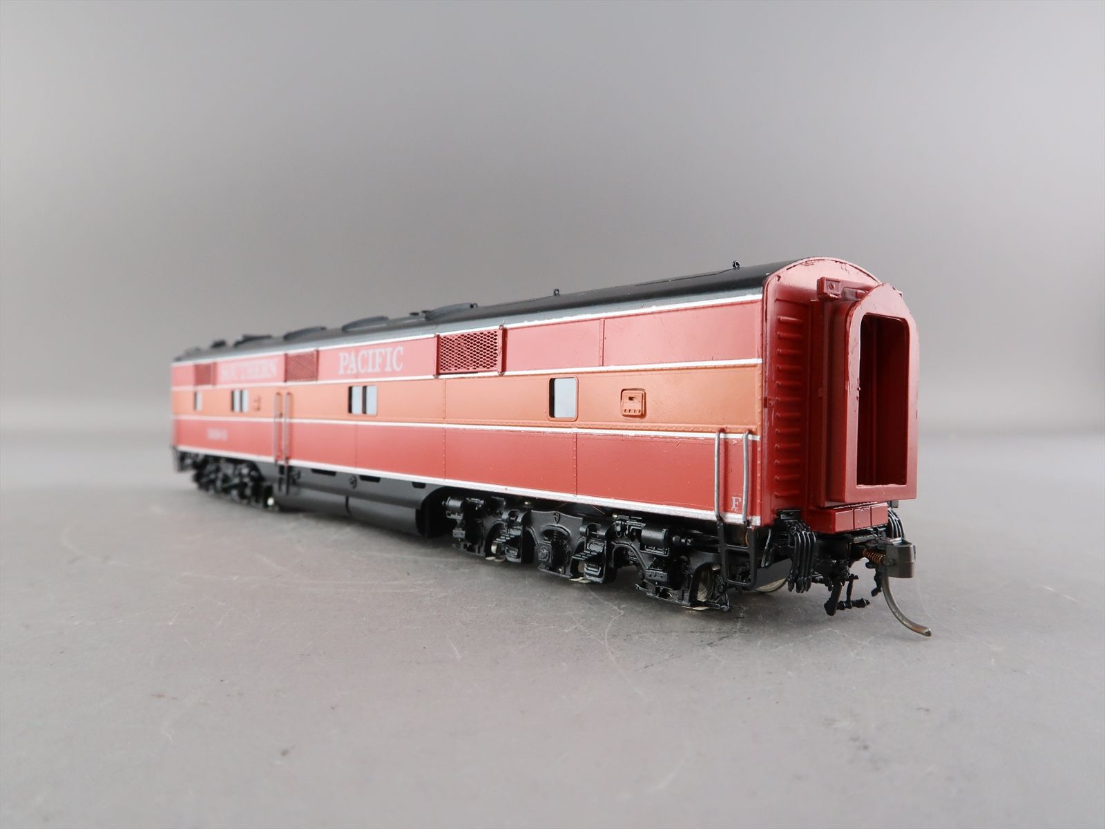 HO Brass Model - OMI 6135 SP Southern Pacific E7 E7B 1975 Era Daylight ...