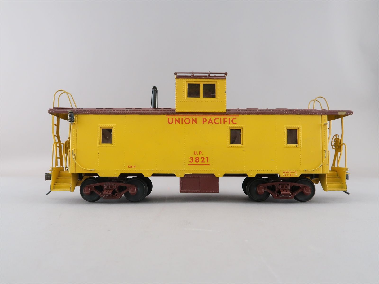 O Brass Model - MG Max Gray UP Union Pacific CA-4 Caboose #3841 - Custom - Wrong Box