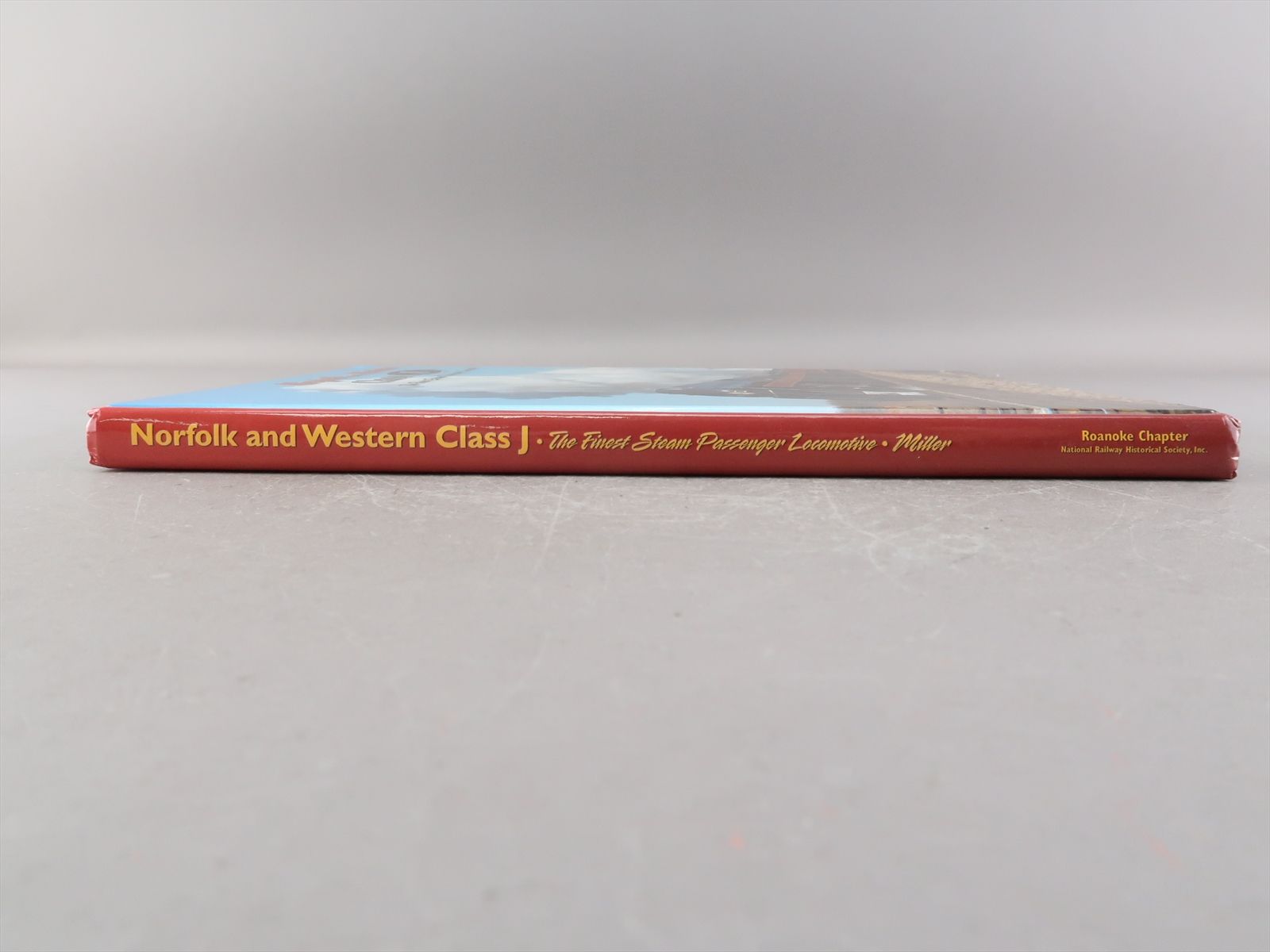 Railroad Book: Norfolk and Western class J - Kenneth Miller - 134 pgs