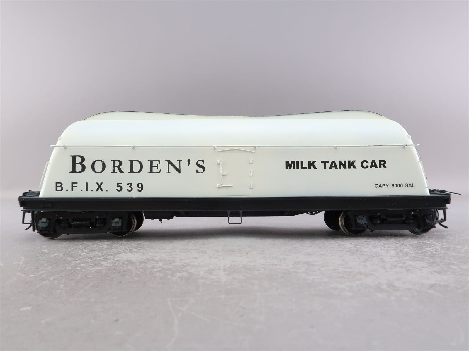 O Brass Model - OMI 0088 BFIX Borden's Milk Tank Car Full Fins #539 ...