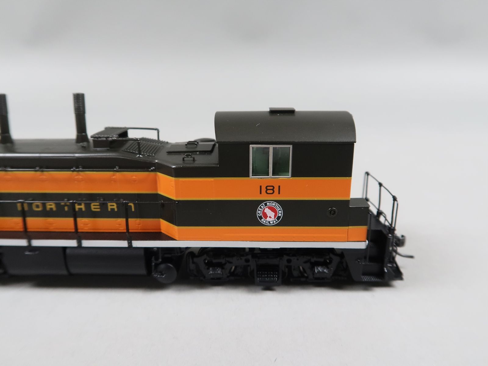 HO Brass Model - DP 6535.0 GN Great Northern Empire Builder NW-3 ...