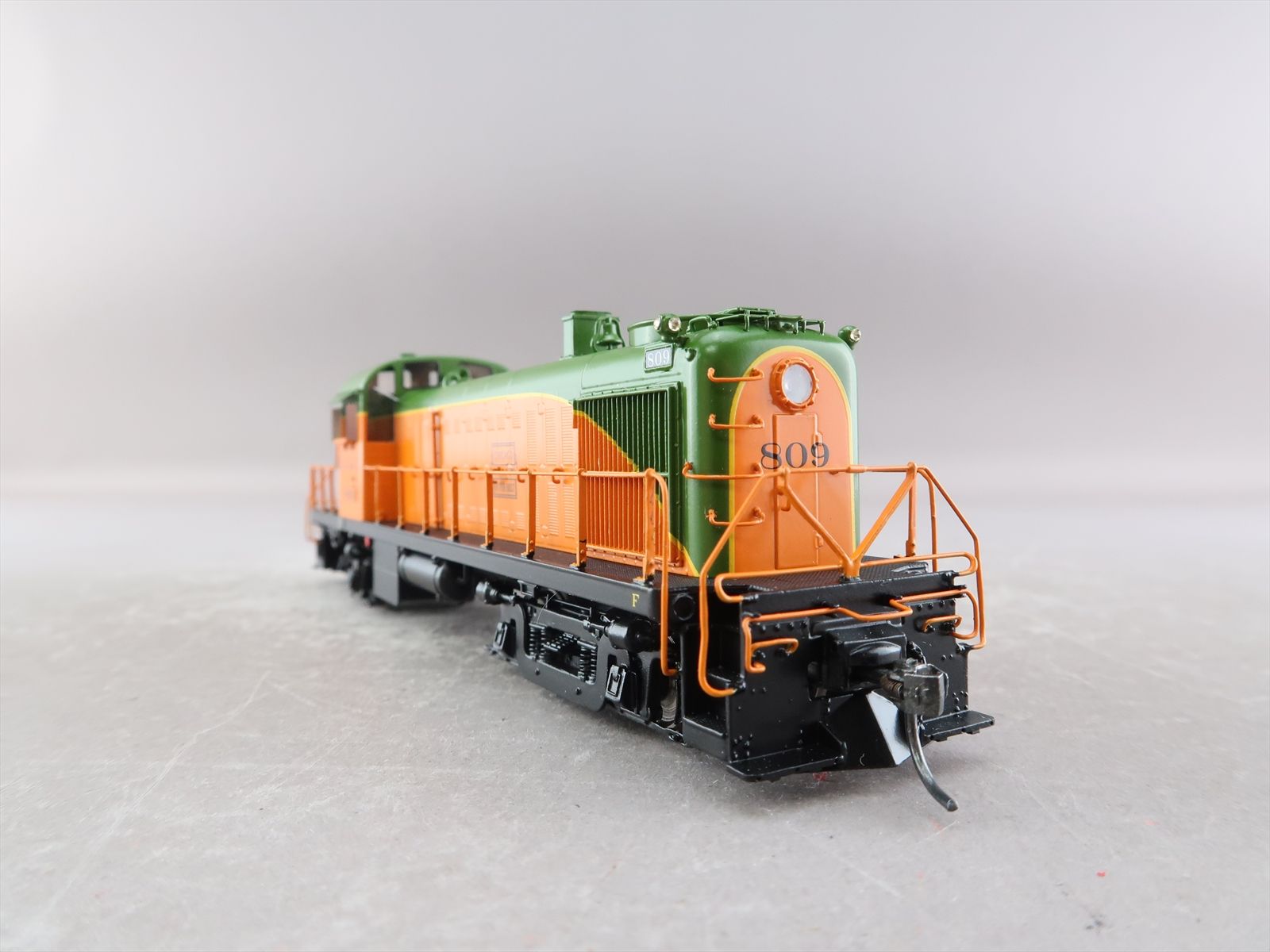 HO Brass Model - DP 9327.1 EJ&E Elgin Joliet & Eastern RS-2 Orange Green #809 - F/P - 2018 Run - ATM