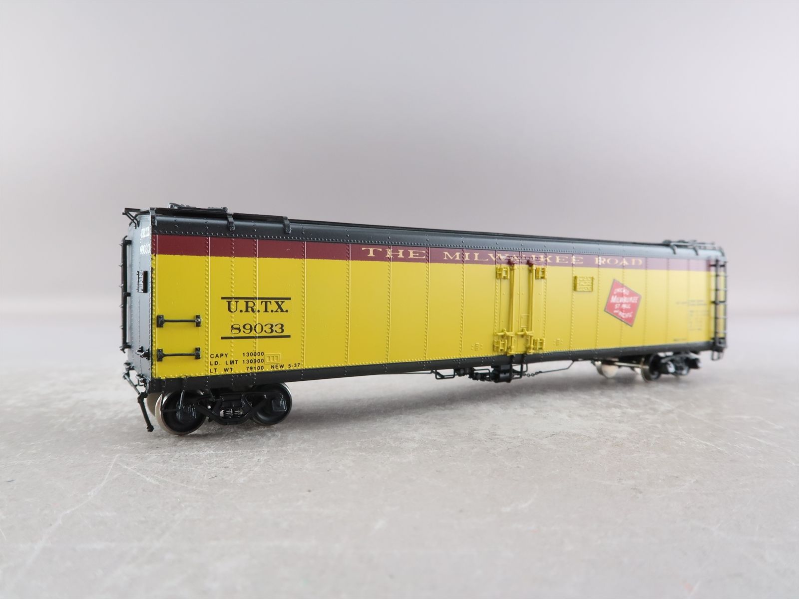 HO Brass Model - OMI 3163.1 Milwaukee URTX 70 Ton Reefer Refrigerator ...