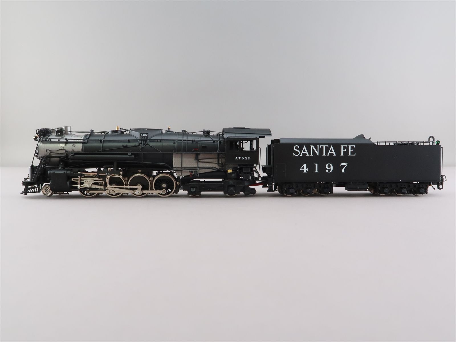 HO Brass Model - PSC 15516-1 AT&SF Santa Fe 2-8-4 Rebuilt w/ Elesco FWH #4197 - F/P - 1995 Run ...