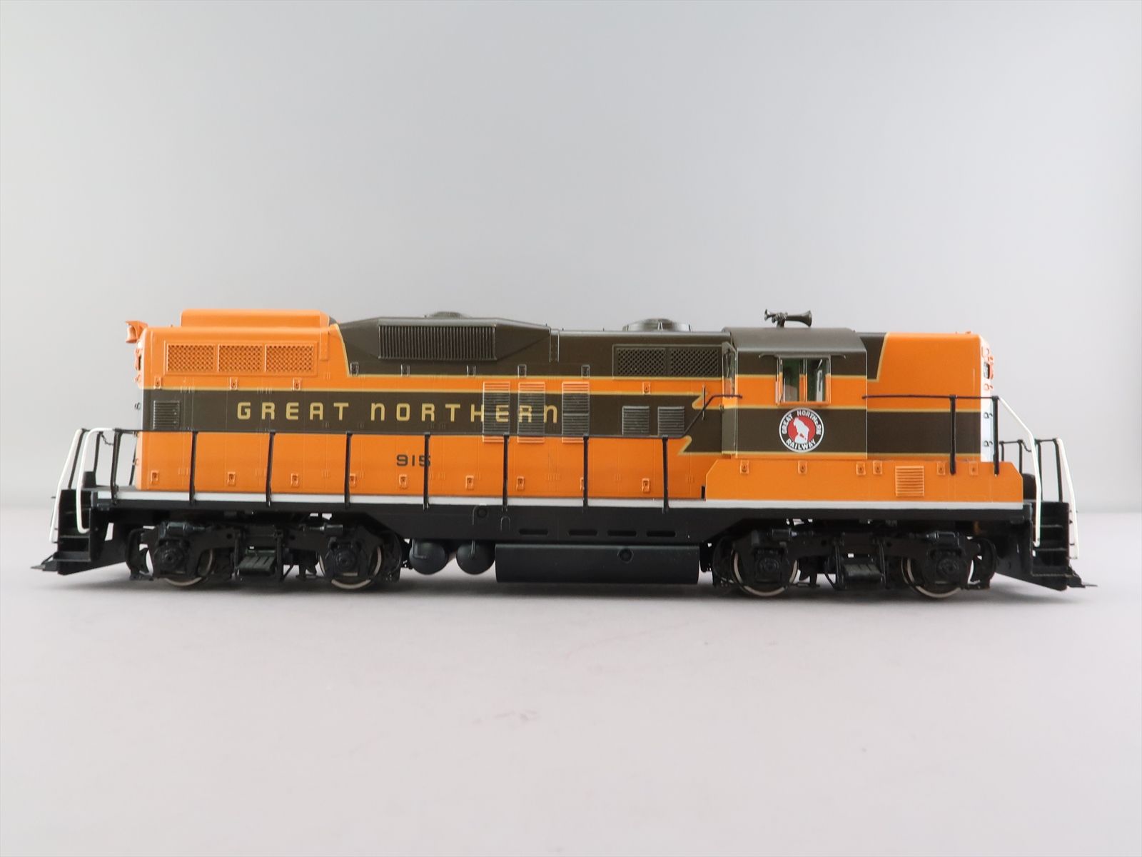 O 2-Rail Brass - CIL 2022.1 GN Great Northern EMD GP-9 Phase 3 Diesel ...